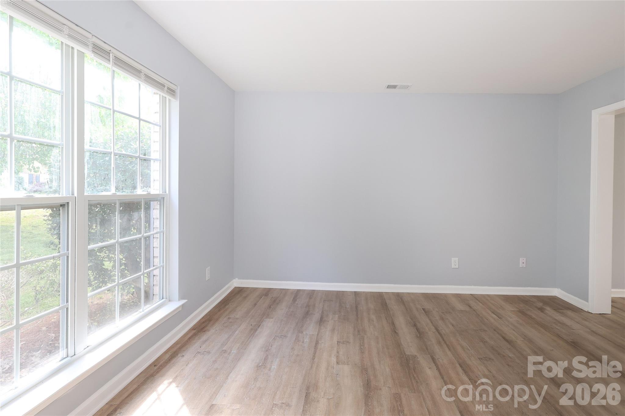 10910 Elm Bend Drive, Charlotte, NC - photo 6 of 41