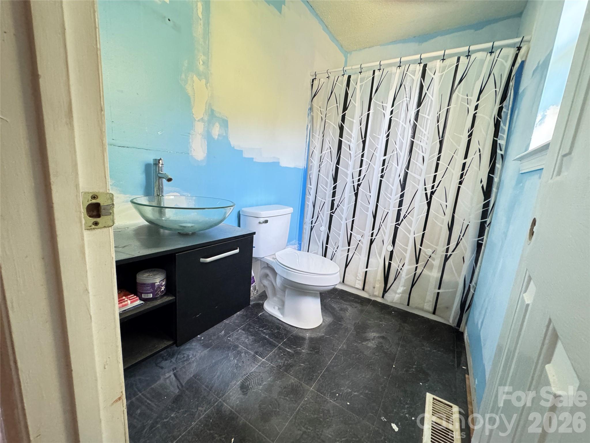 704 Morningside Drive, Mount Holly, NC - photo 15 of 25