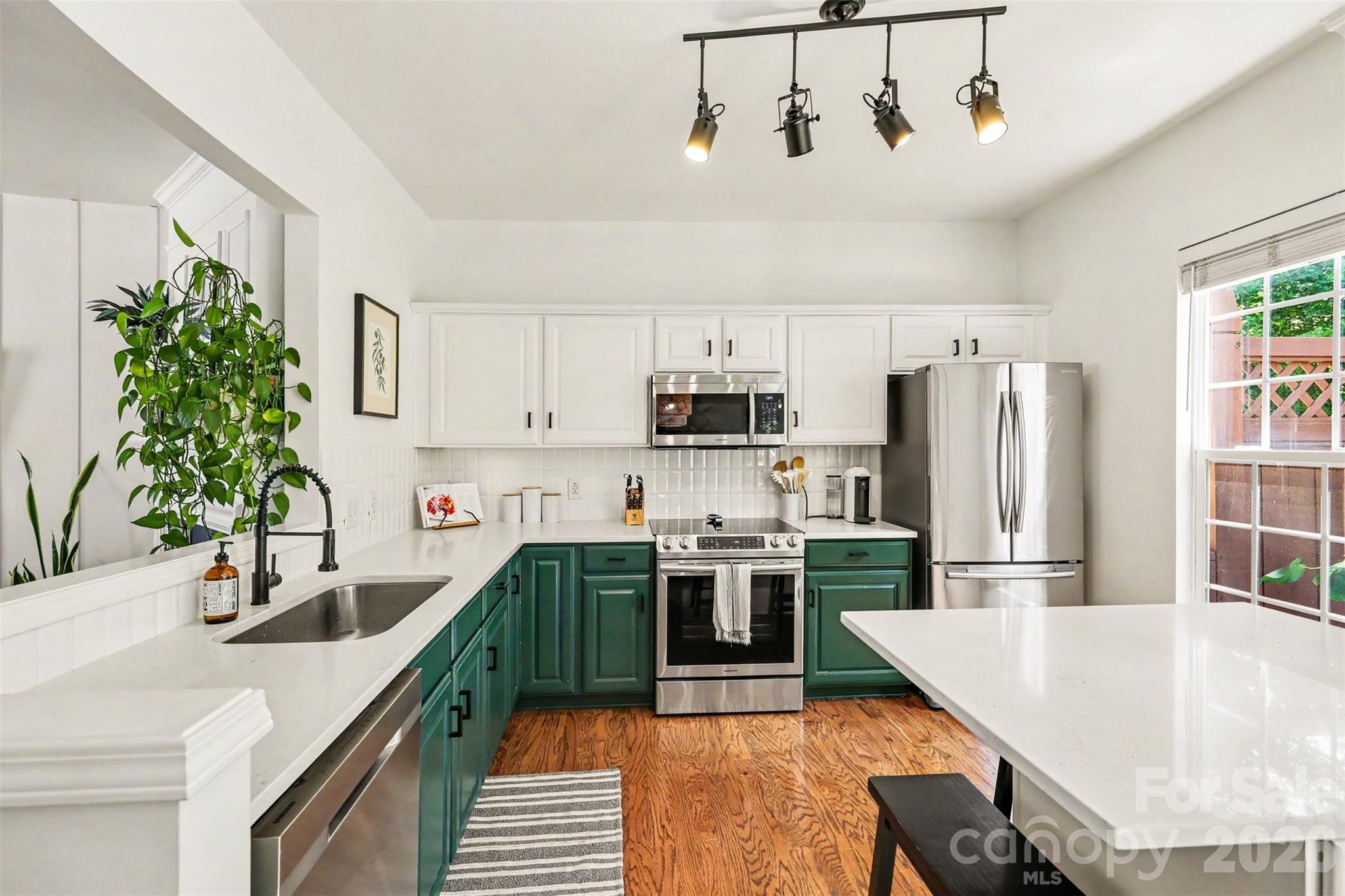 Photo 8 of 2914 Duvalla Avenue, Charlotte, NC