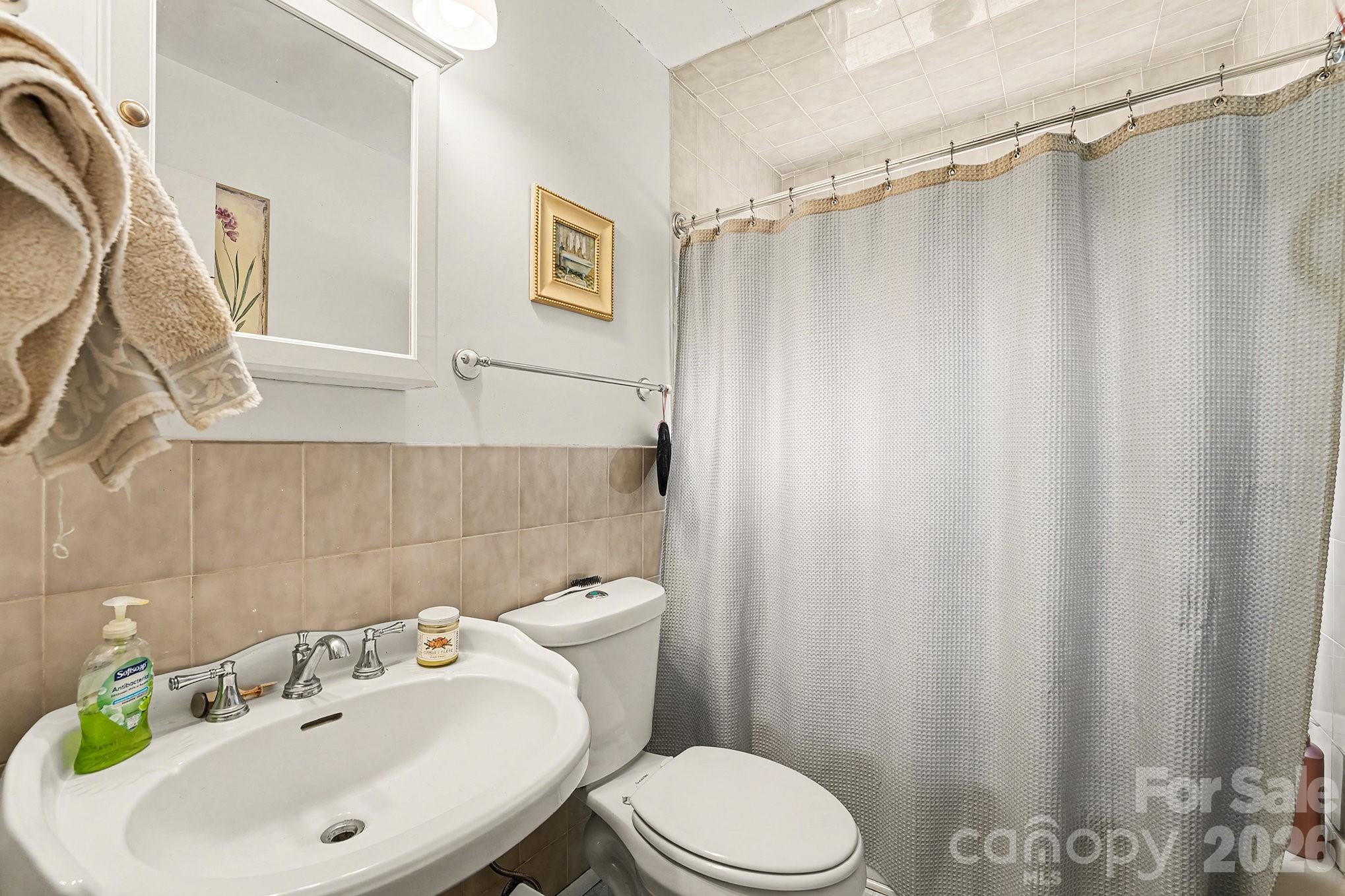 Photo 18 of 4206 Tipperary Place, Charlotte, NC