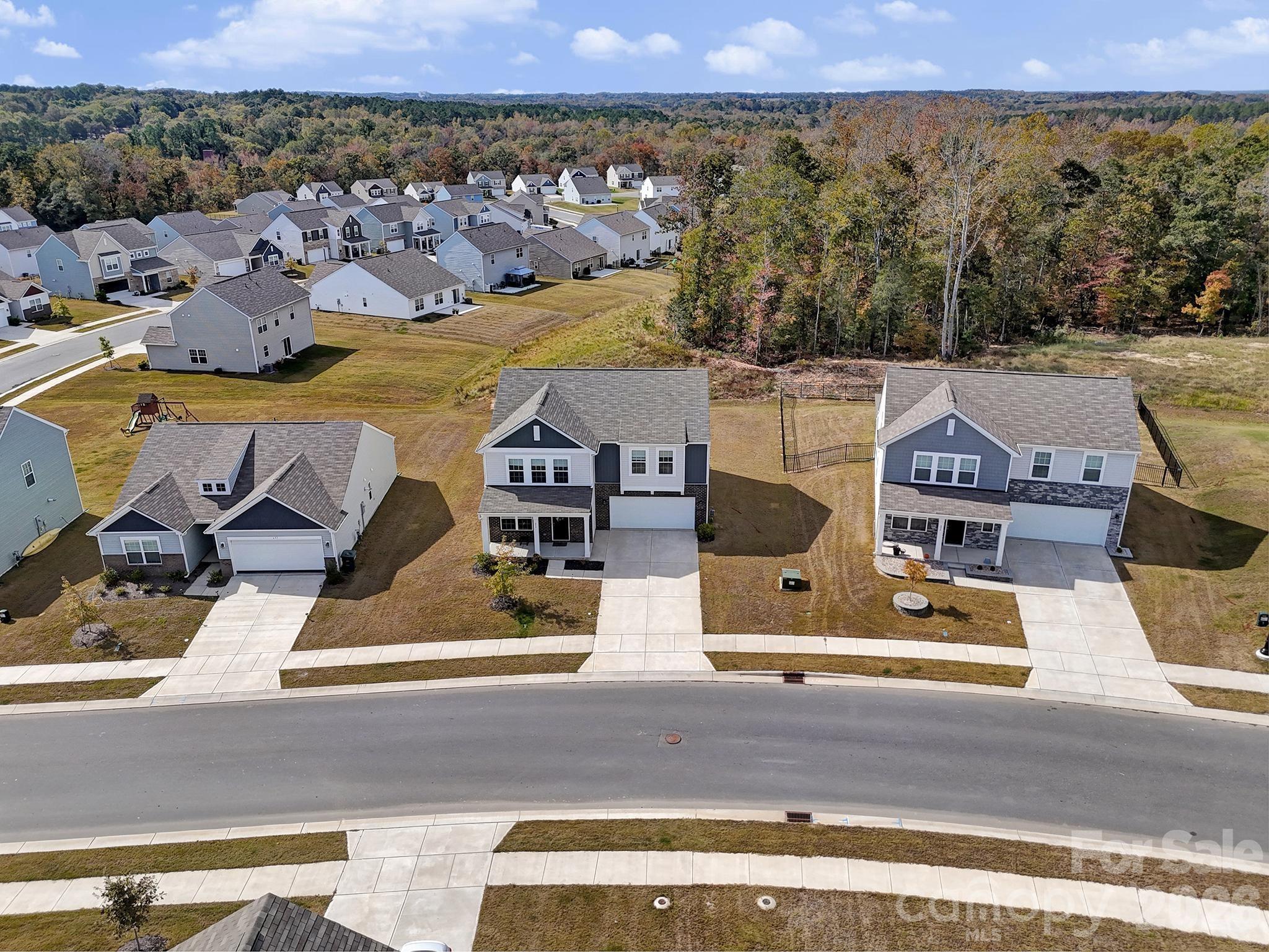 657 Mile Creek Road, Edgemoor, SC - photo 5 of 41