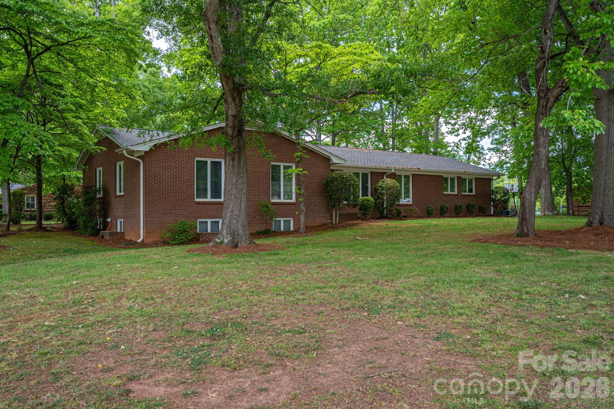 Home for sale at 602 Lee Street, Kings Mountain, NC — photo 7 of 47