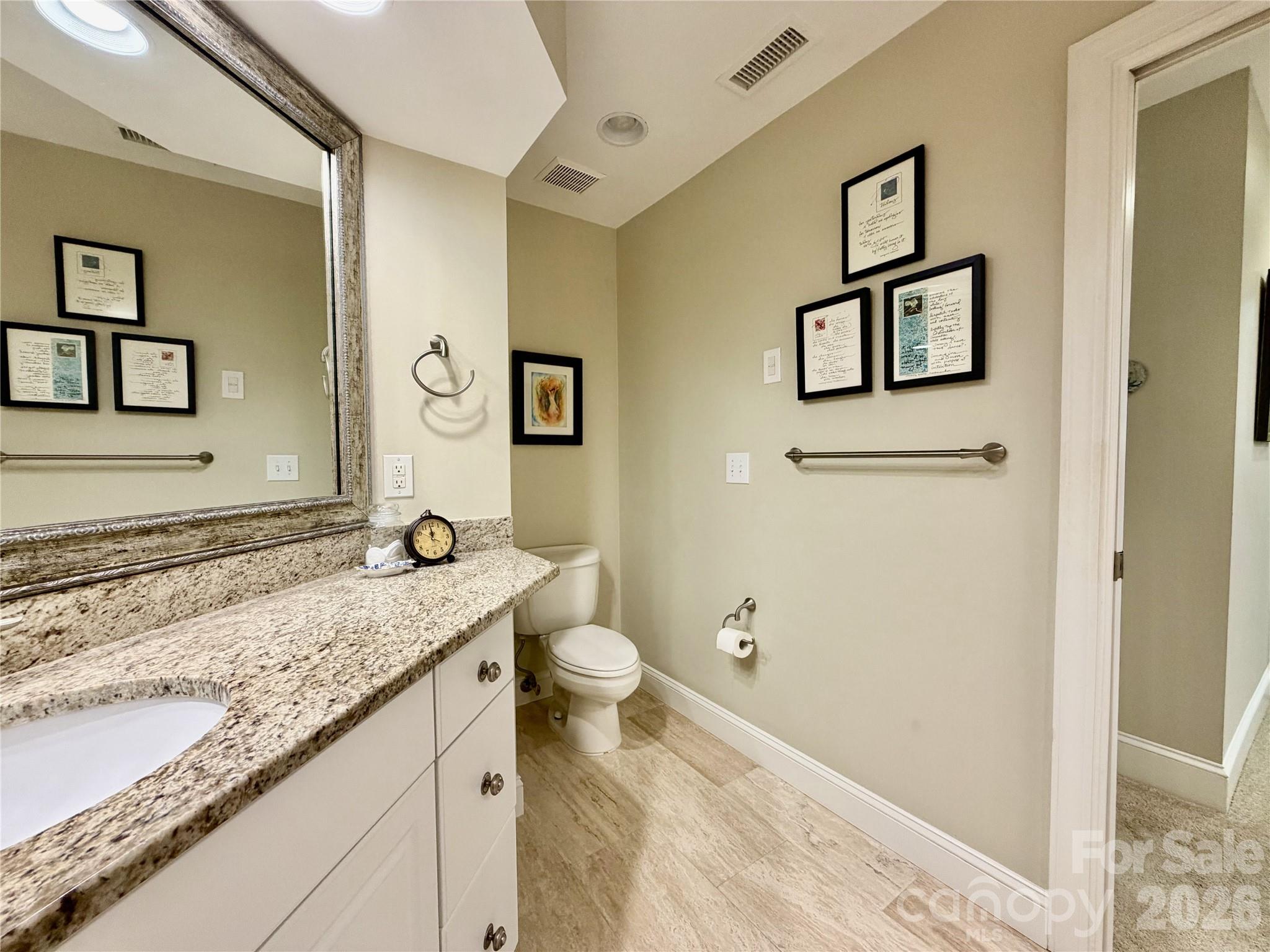Photo 30 of 8964 Challis Hill Lane, Charlotte, NC