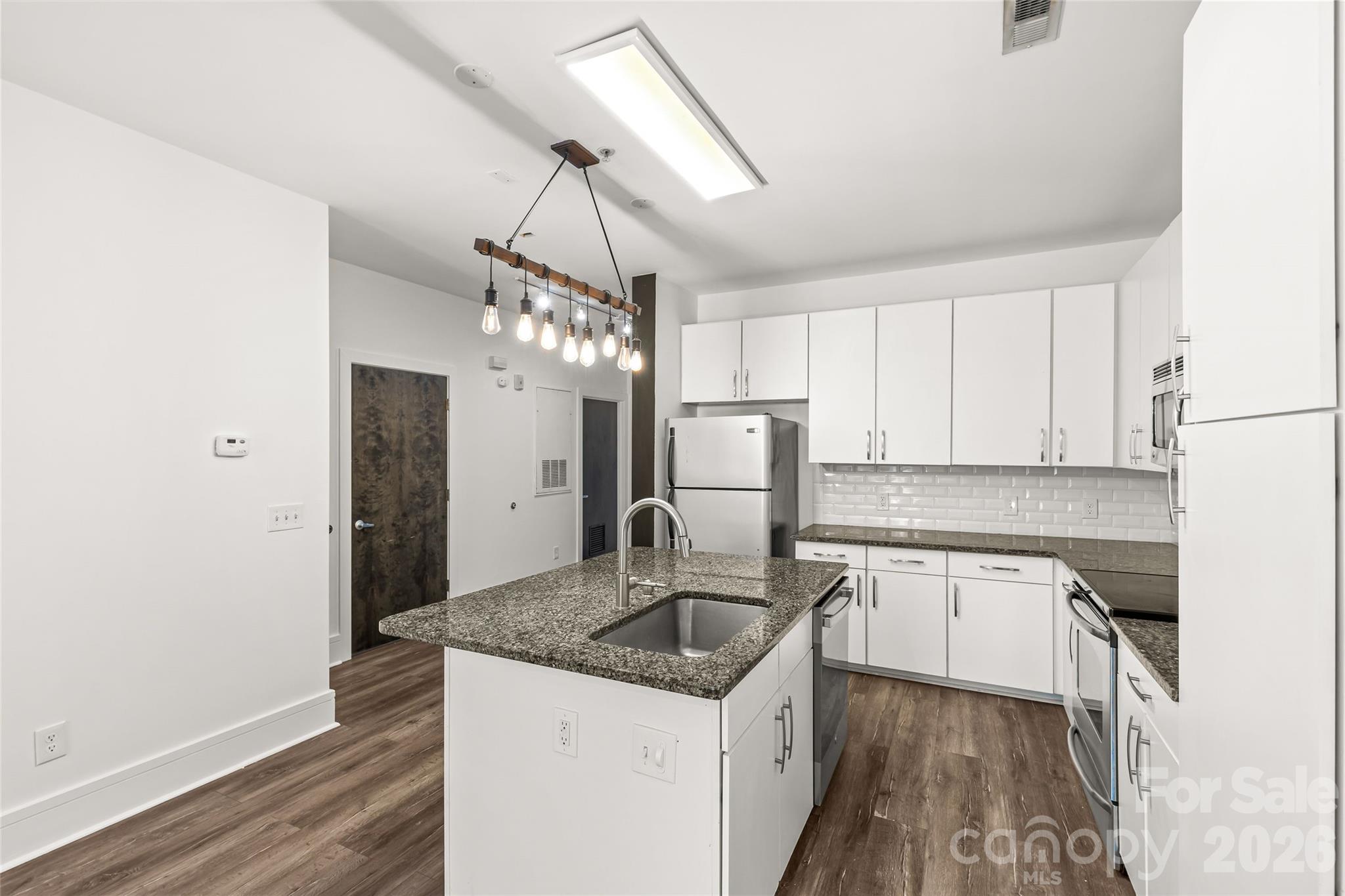 Photo 9 of 1600 Fulton Avenue305, Charlotte, NC