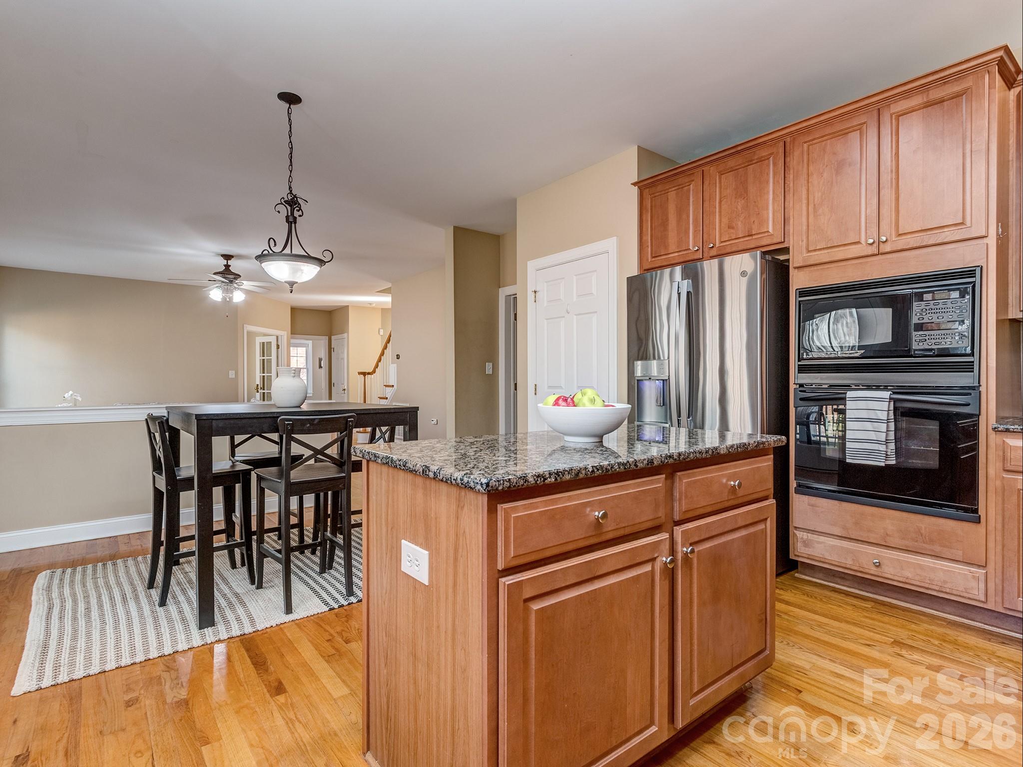 614 Ashgrove Lane, Charlotte, NC - photo 11 of 33