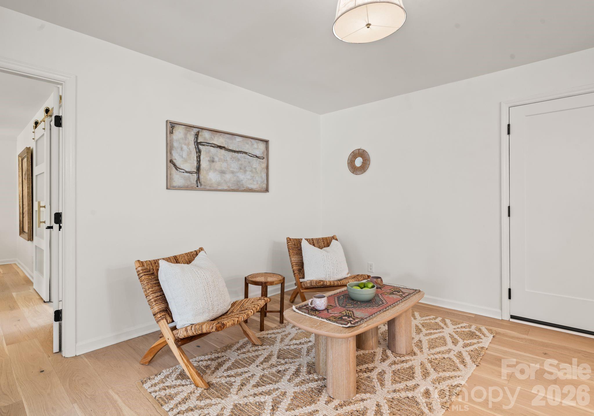 Photo 11 of 823 Wingrave Drive, Charlotte, NC