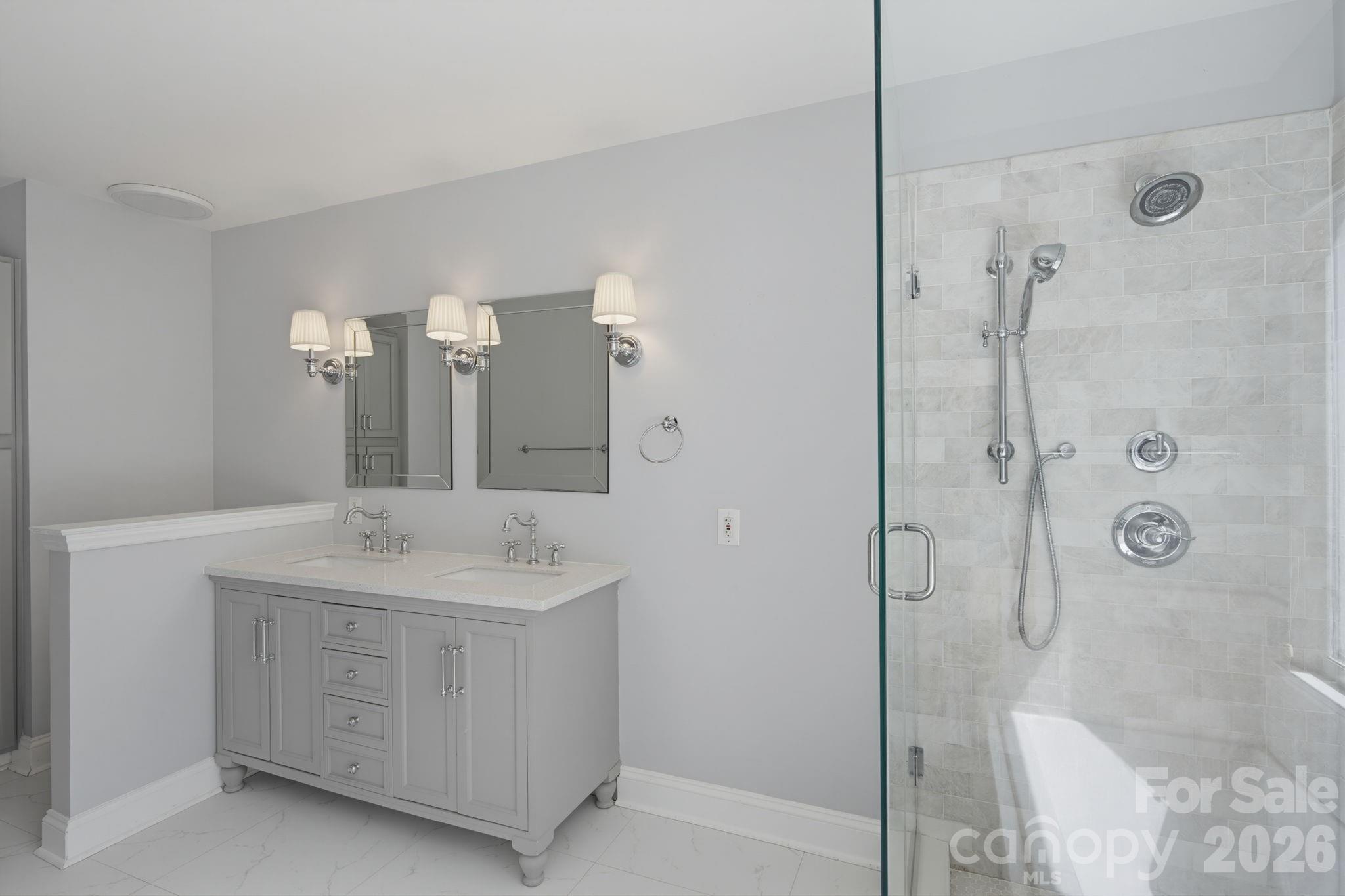 Home for sale at 6632 Elmstone Drive, Charlotte, NC — photo 17 of 38