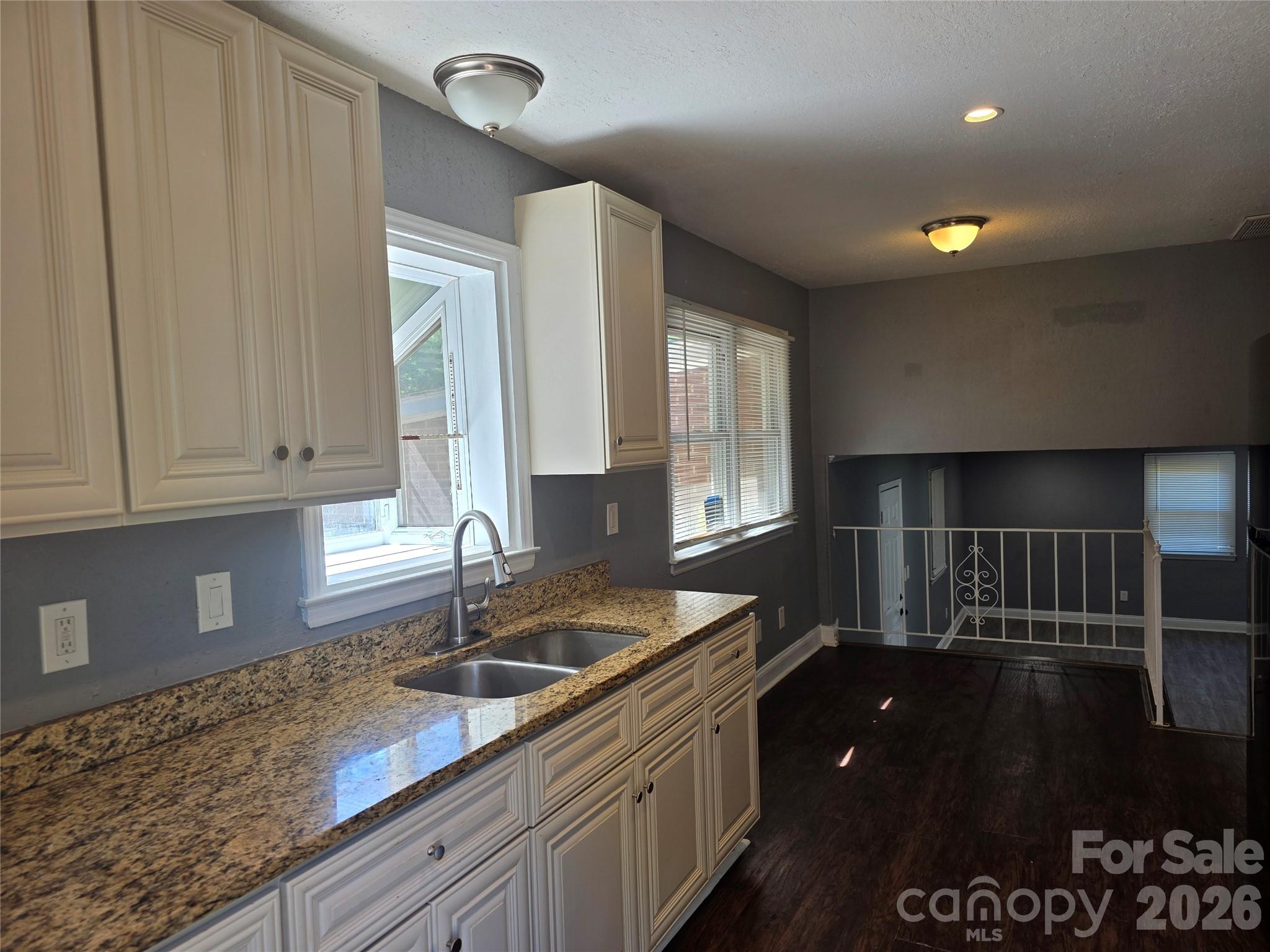 Photo 5 of 1524 Pondella Drive, Charlotte, NC