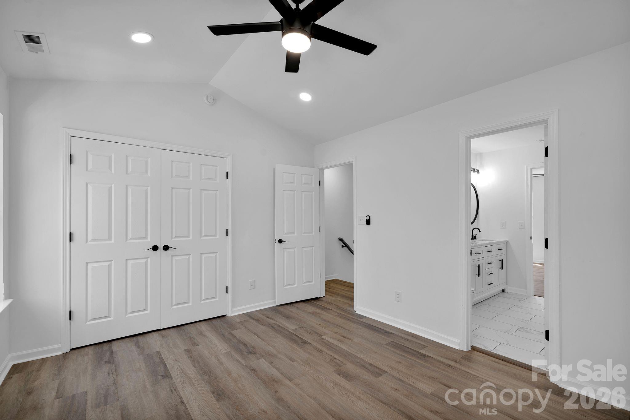 Photo 25 of 8131 Kings Creek Drive, Charlotte, NC