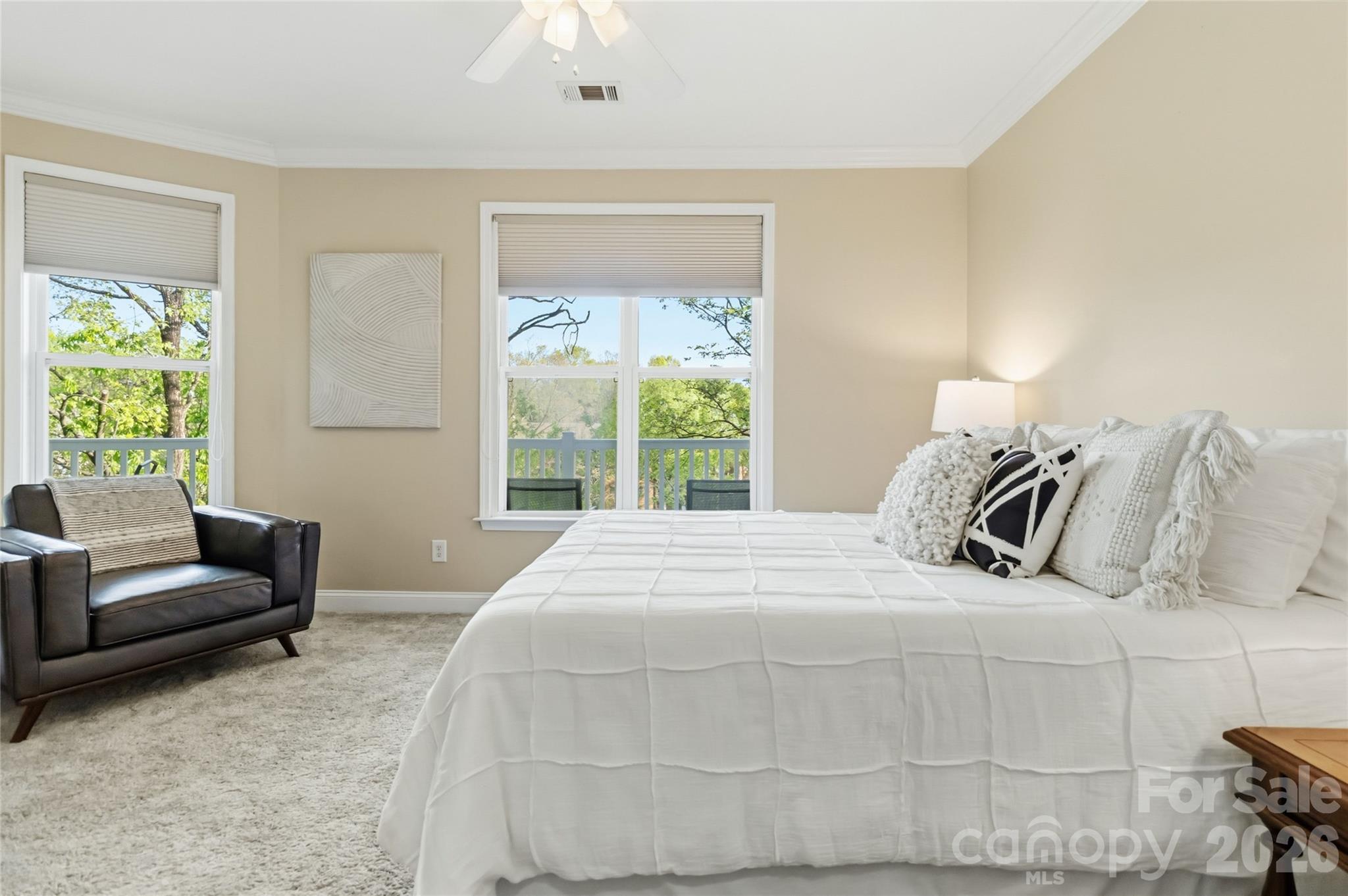 Photo 23 of 1000 E Woodlawn Road314, Charlotte, NC
