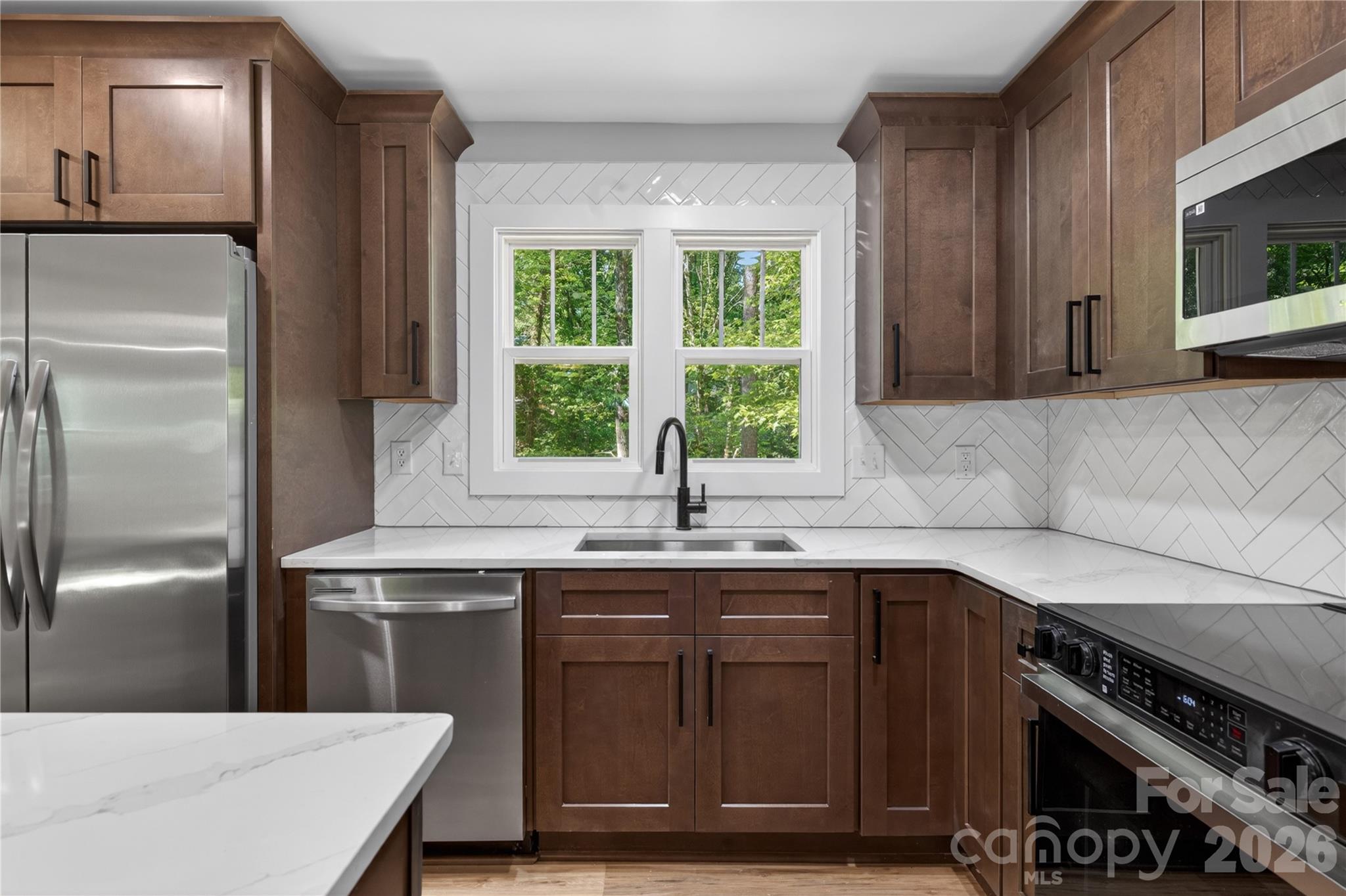 7407 Limerick Drive, Charlotte, NC - photo 15 of 38