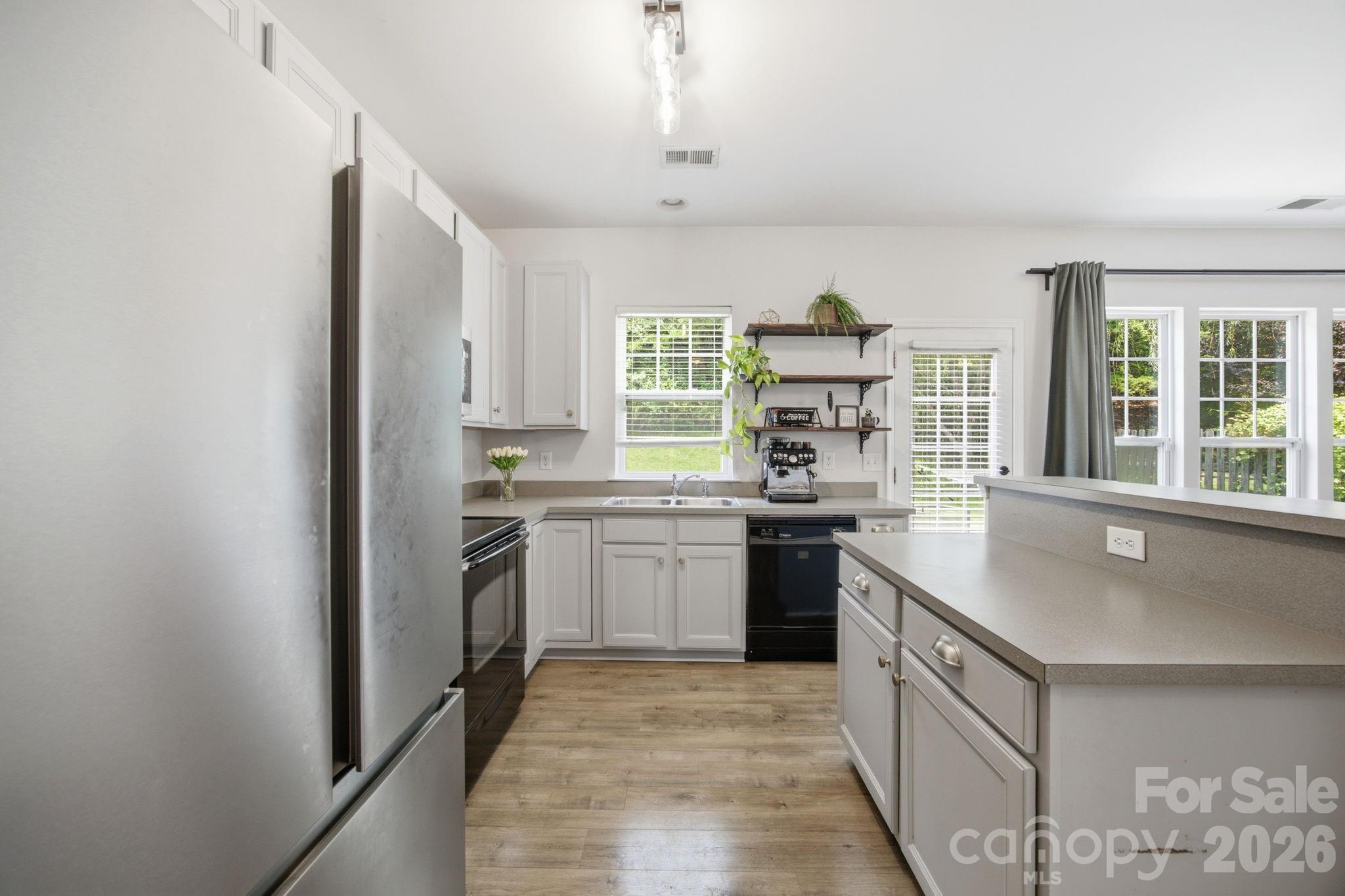 Photo 14 of 9511 Long Hill Drive, Charlotte, NC