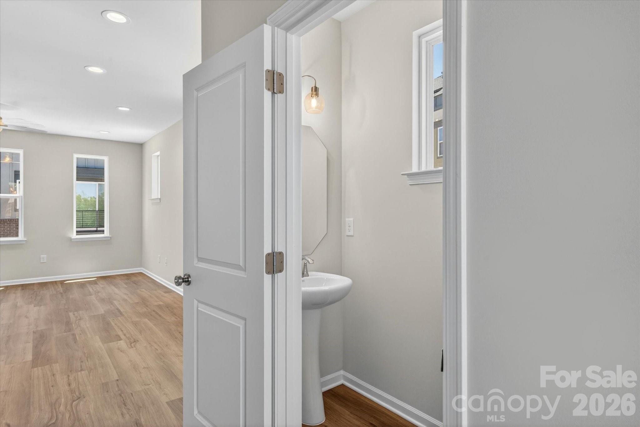 Photo 11 of 1610 Spring StreetEQX1873, Charlotte, NC