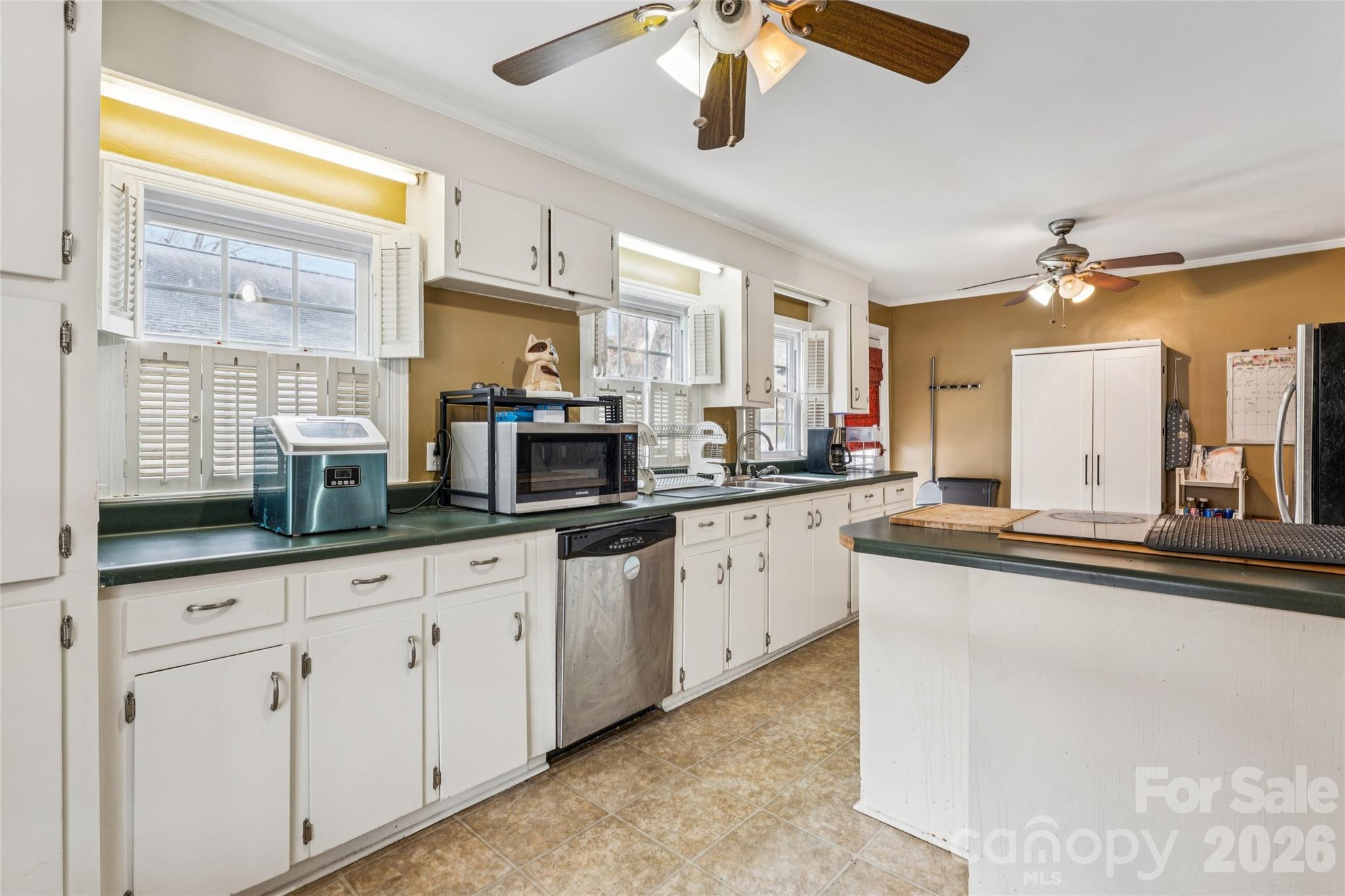 Photo 3 of 606 W Mcgregor Street, Pageland, SC