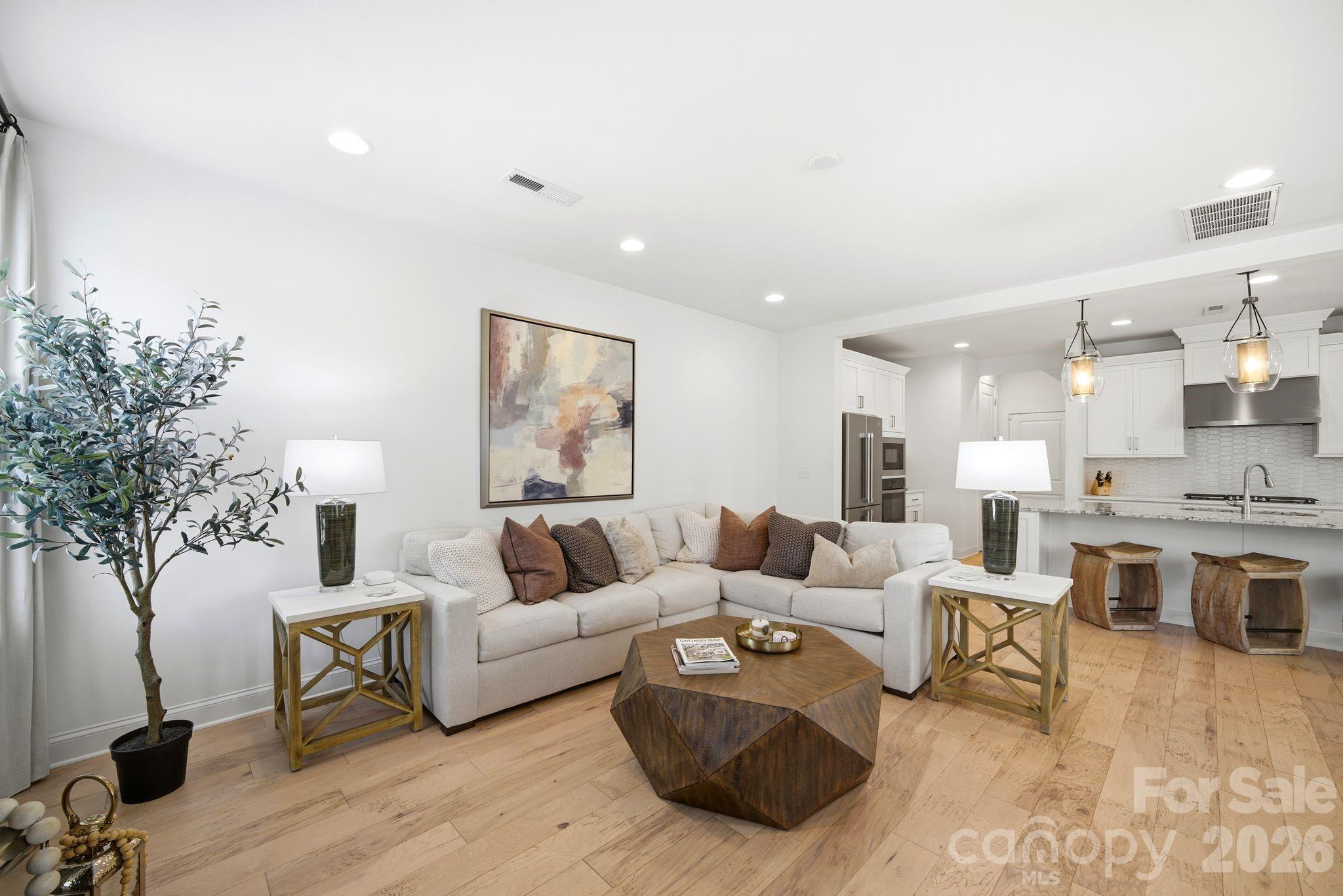 Photo 12 of 6008 Corbin Woods Court, Charlotte, NC