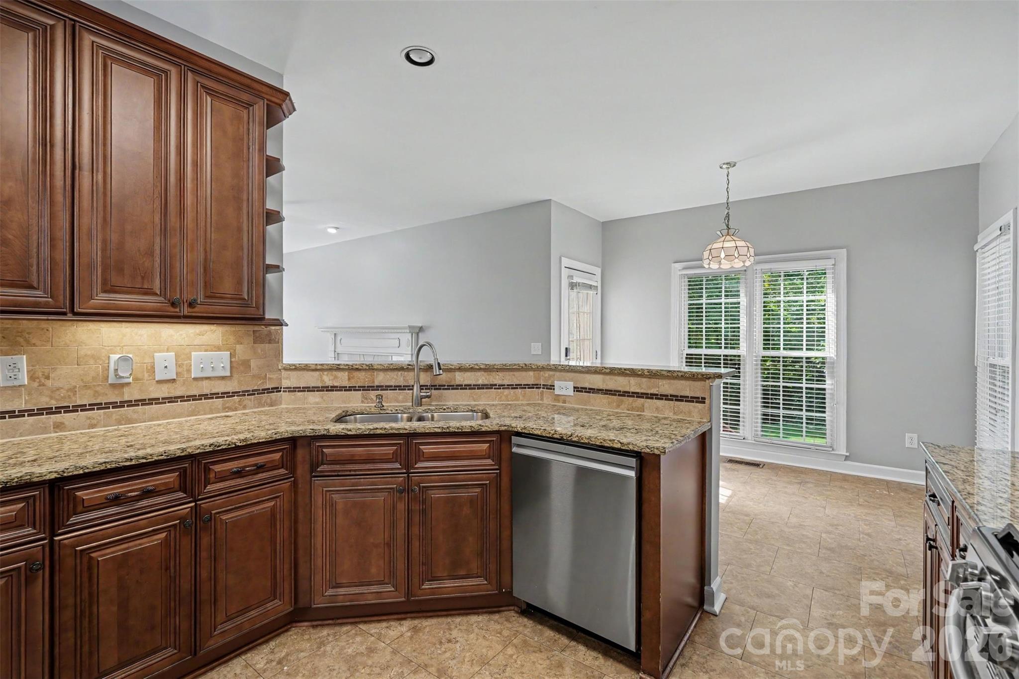 Home for sale at 5917 Nuthatch Court, Charlotte, NC — photo 15 of 46