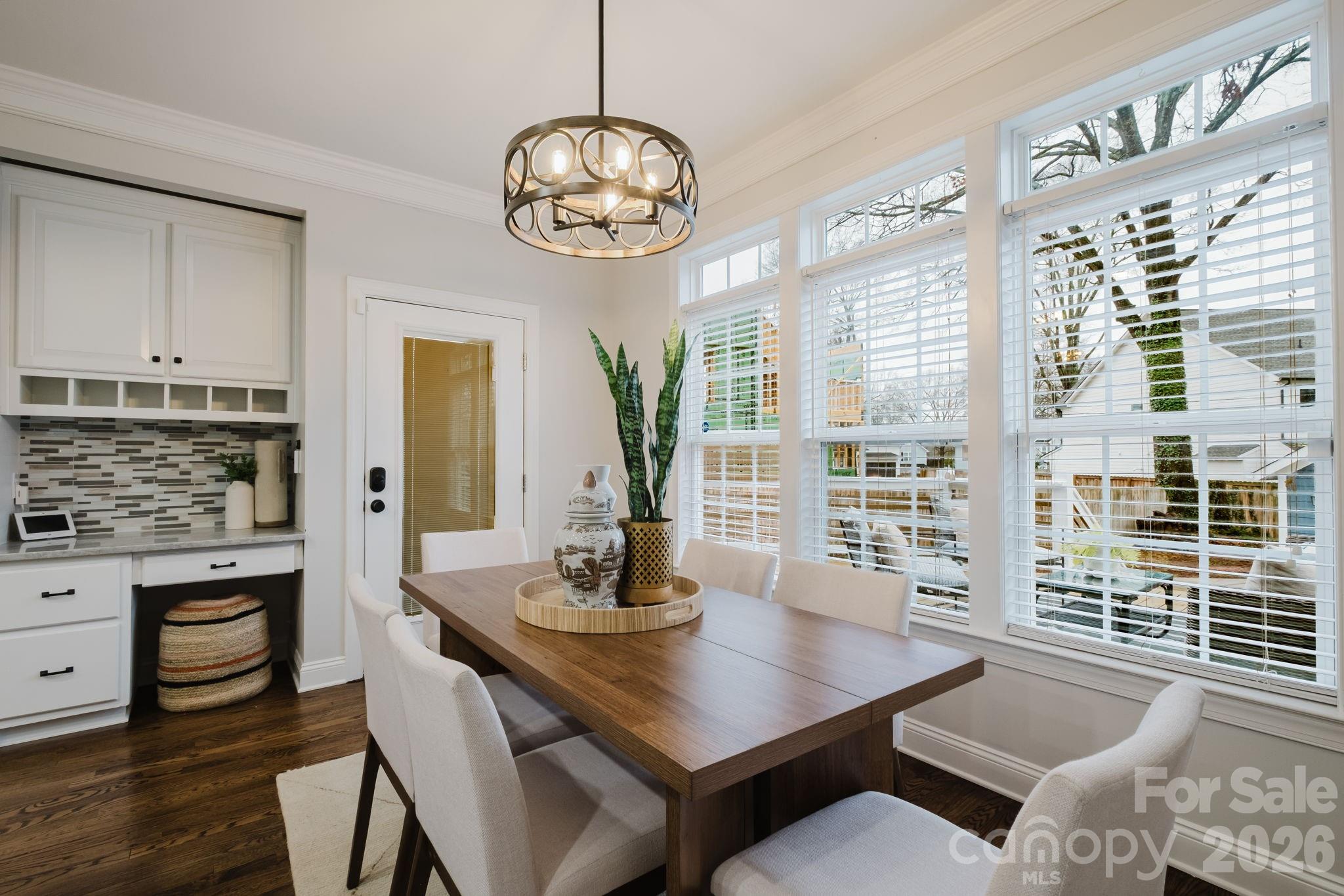 2711 Clemson Avenue, Charlotte, NC - photo 10 of 43