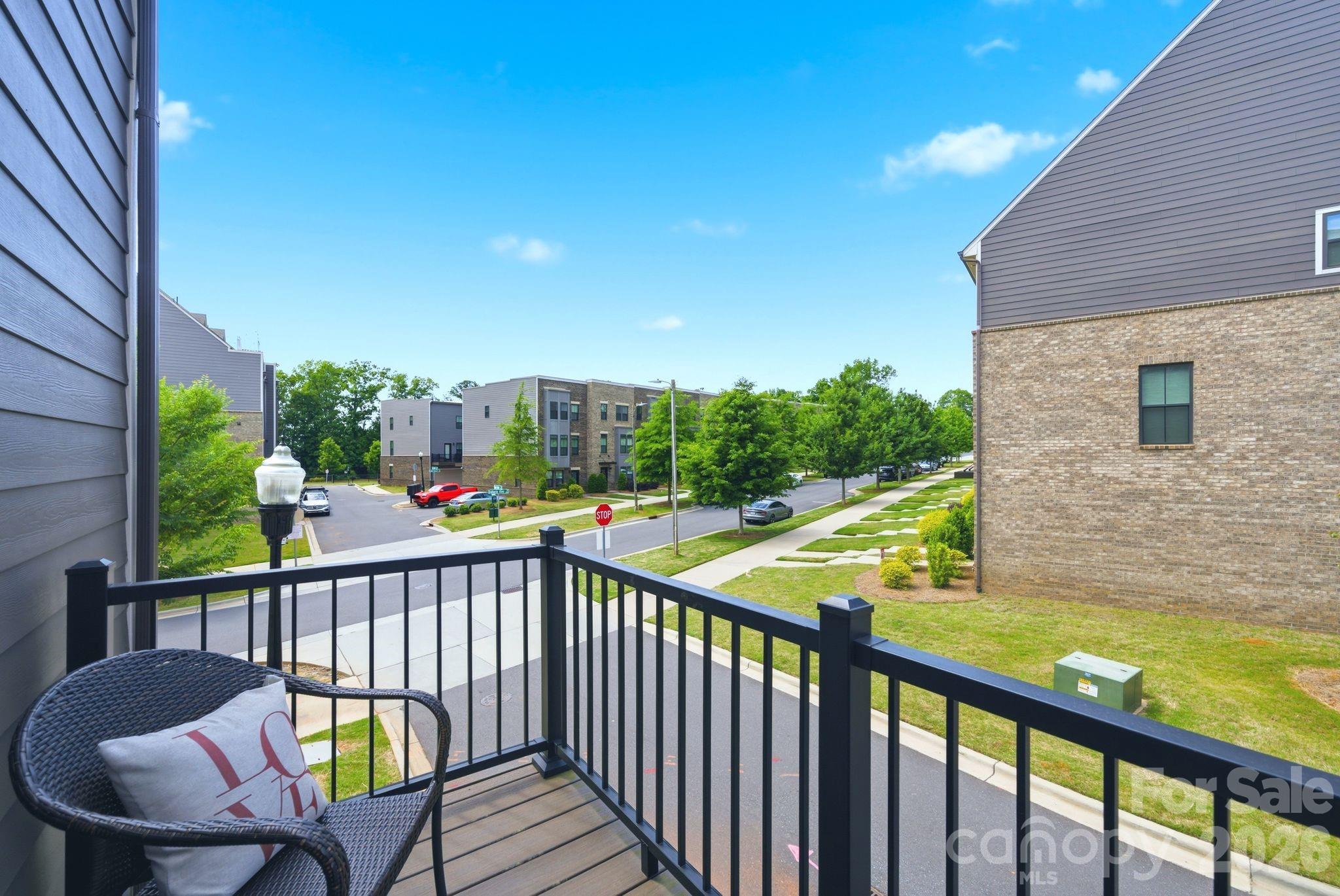 Photo 11 of 804 Broad River Lane, Charlotte, NC