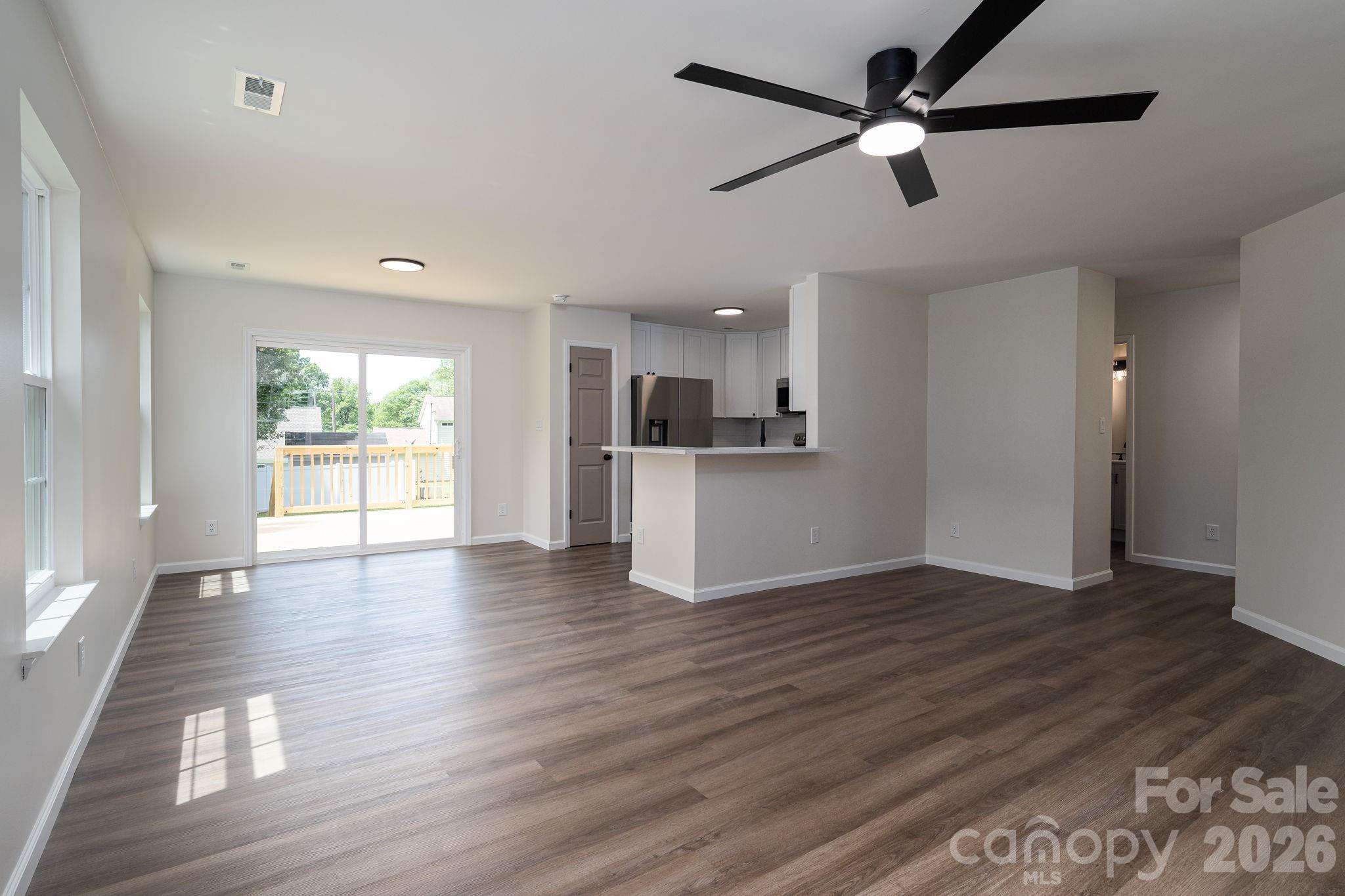 Photo 16 of 3119 Mintleaf Drive, Charlotte, NC