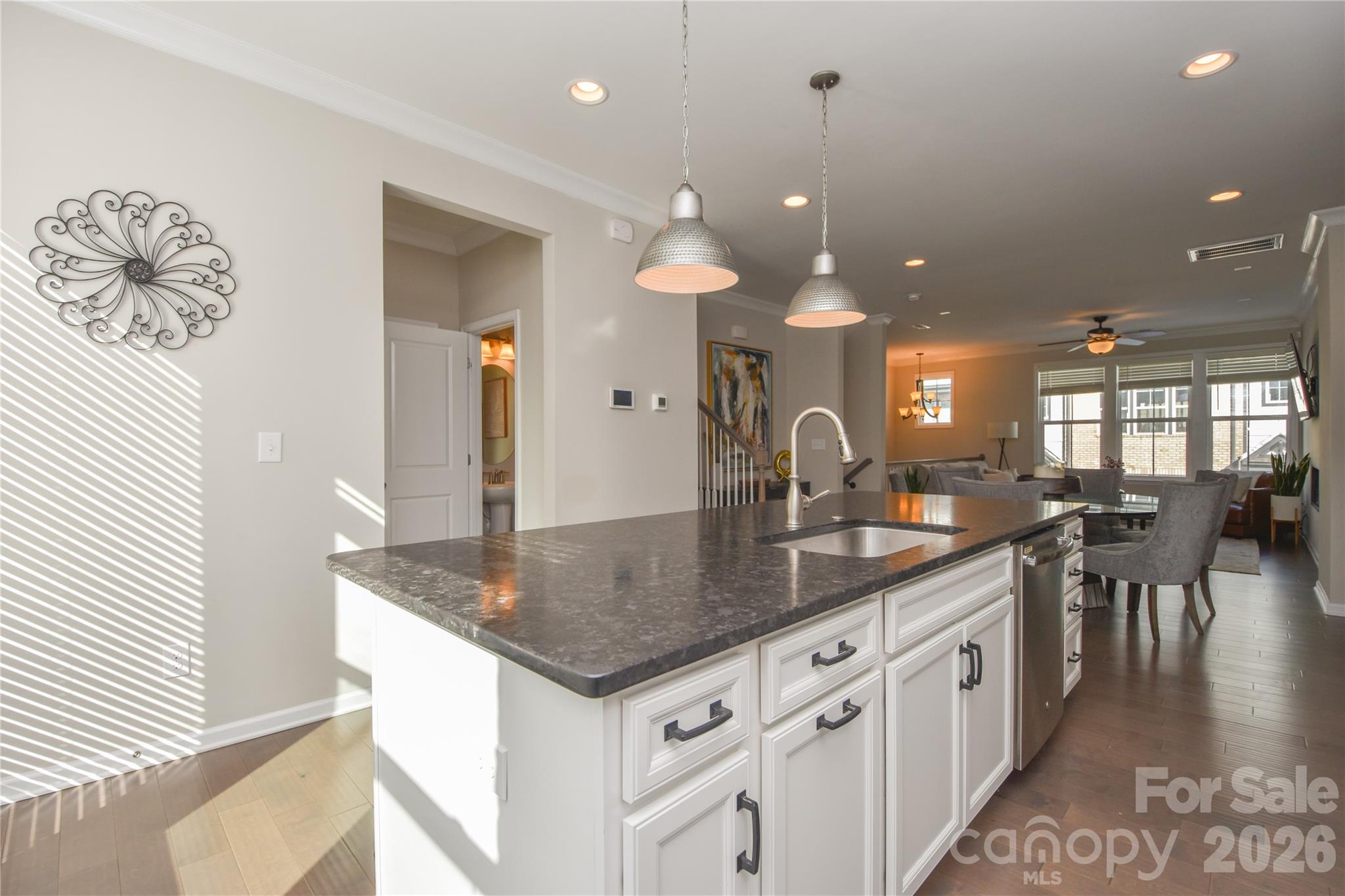 Photo 10 of 612 Tudor Park Way, Charlotte, NC