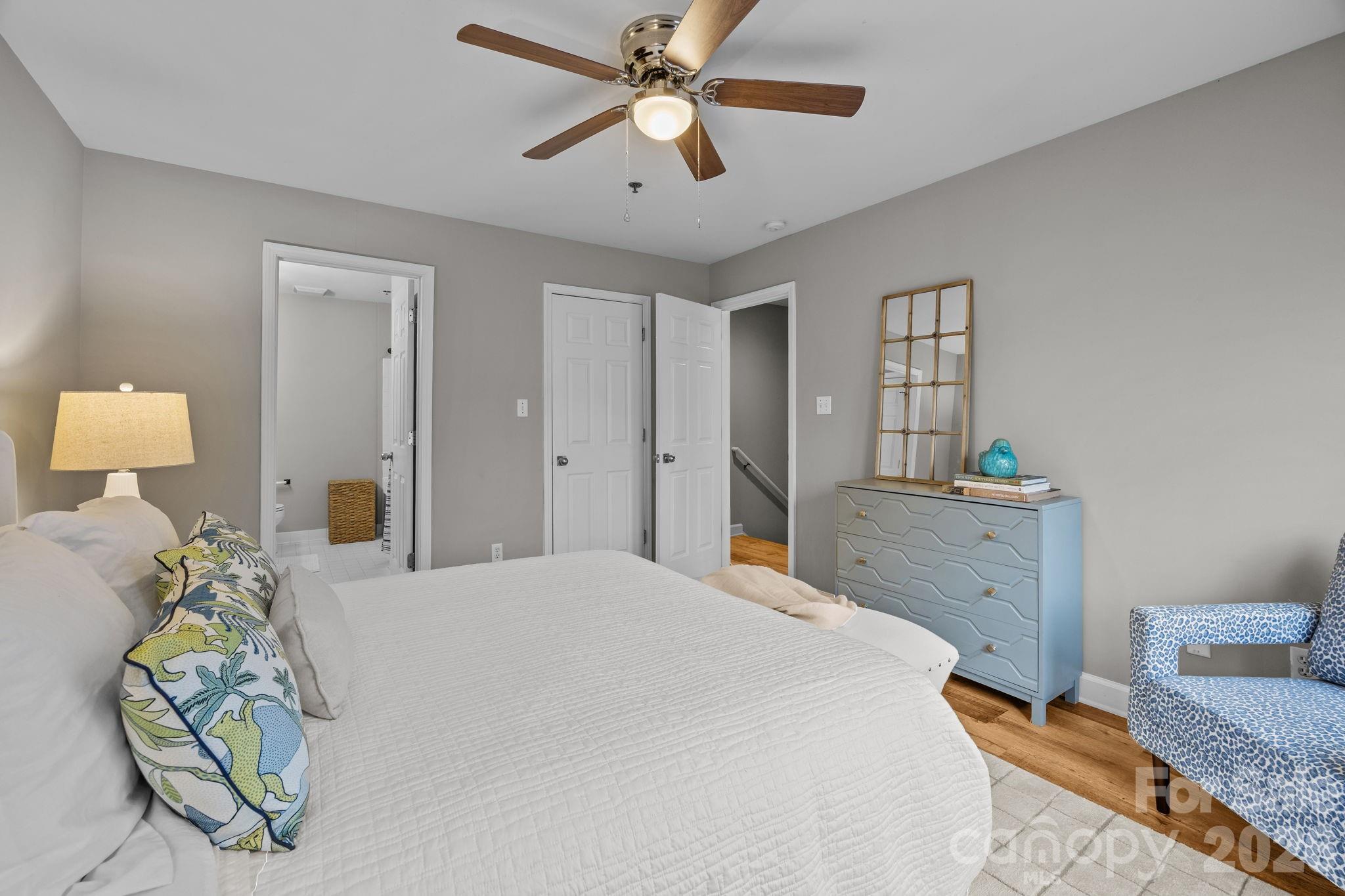 Photo 11 of 416 Queens Road19, Charlotte, NC