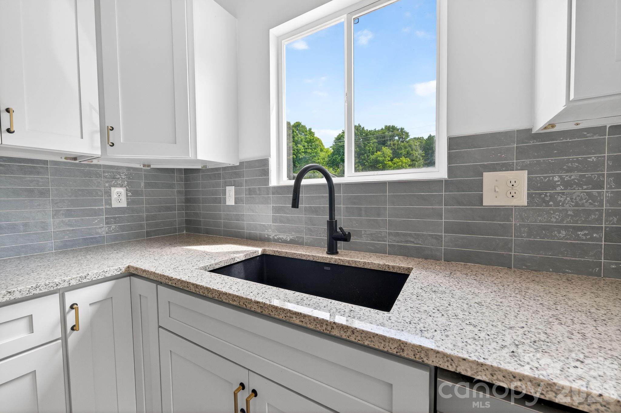 402 Pine Grove Avenue, Cherryville, NC - photo 15 of 37