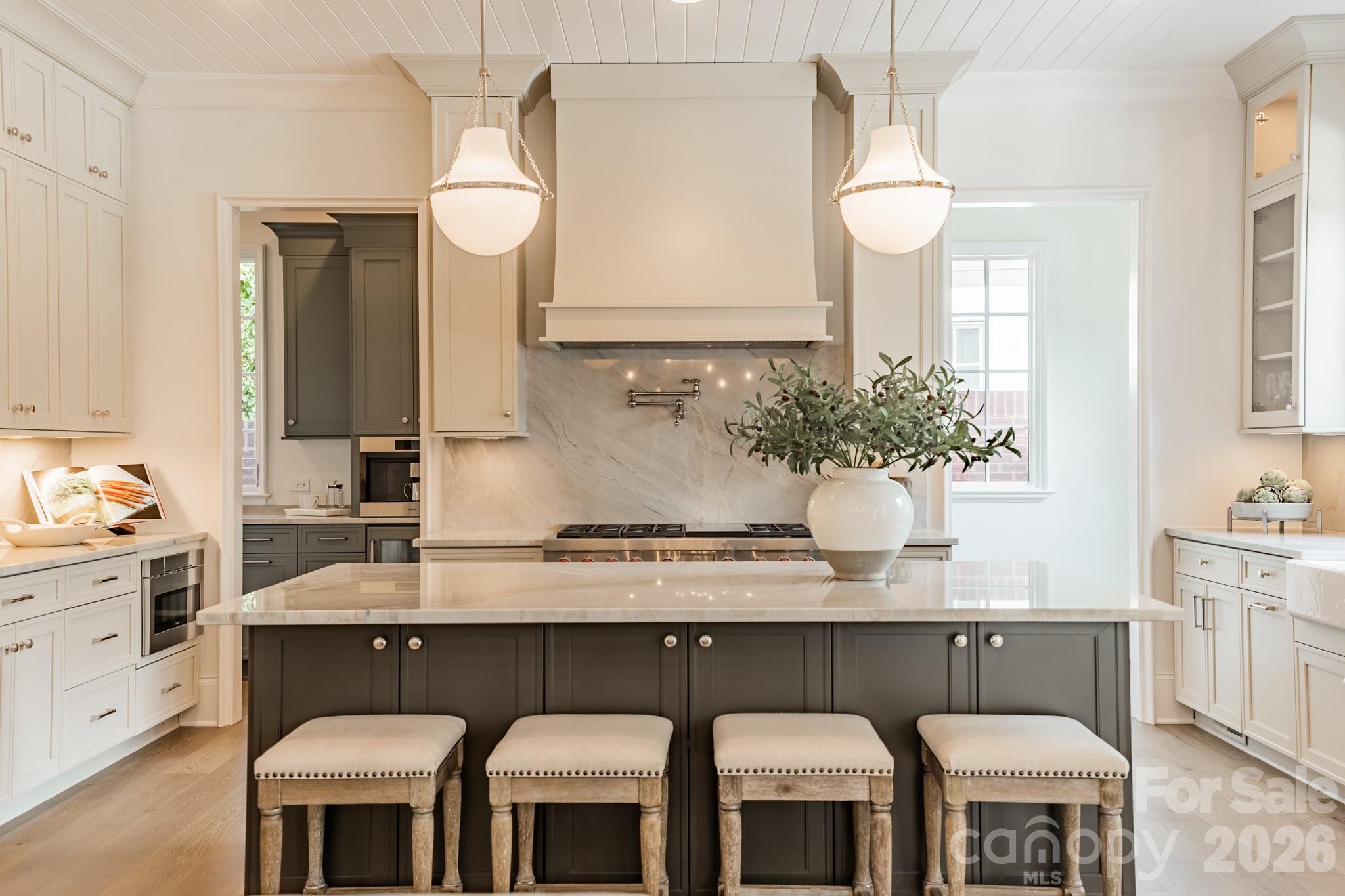 2113 Brandon CircleA, Charlotte, NC - photo 10 of 37