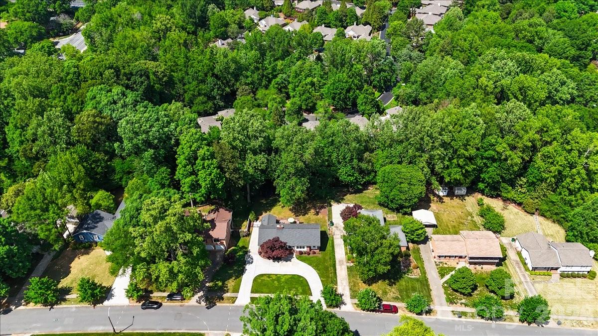 Photo 27 of 3741 Riverbend Road, Charlotte, NC