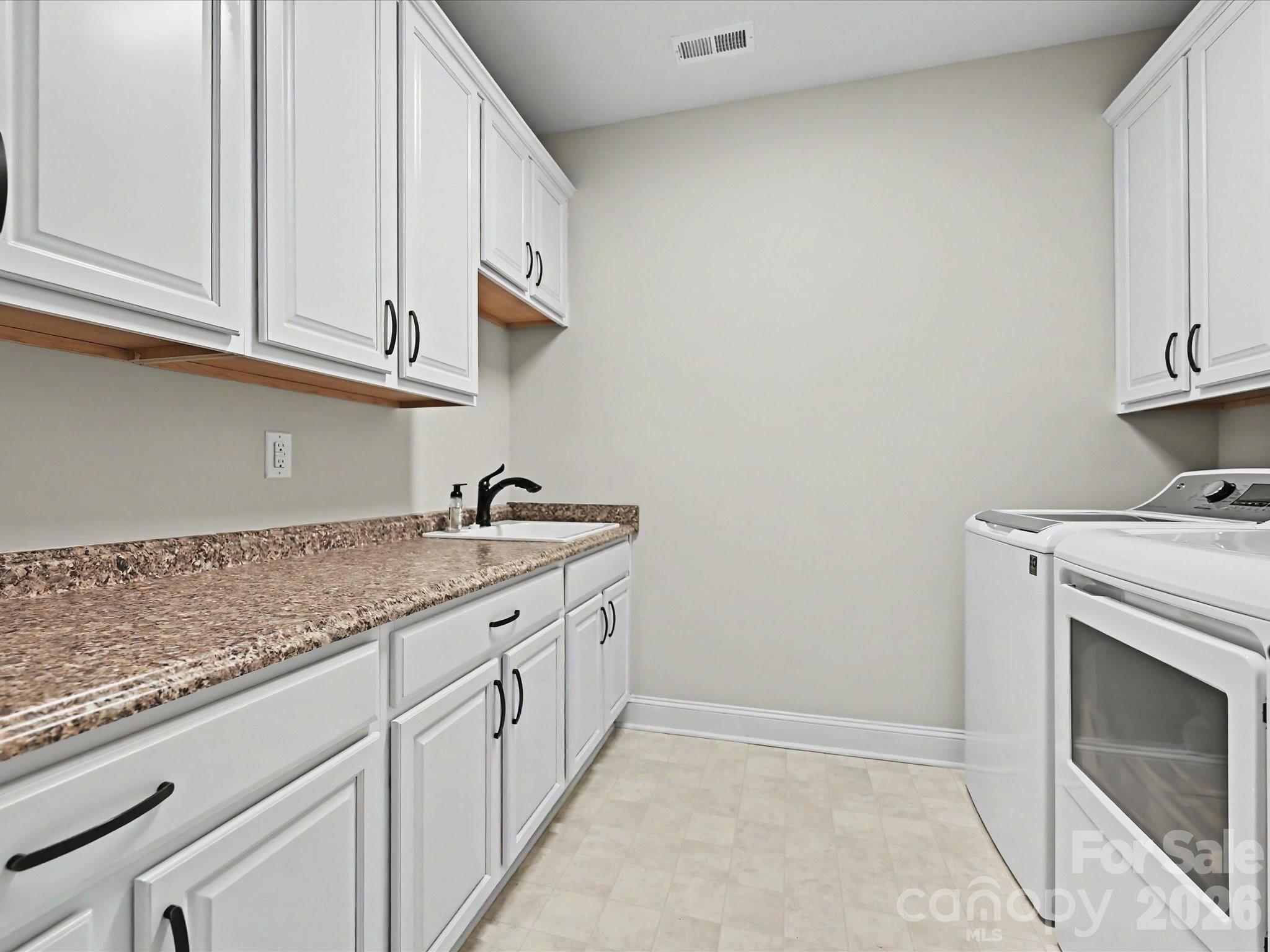 2202 Lincolnshire Lane, Wesley Chapel, NC - photo 26 of 37