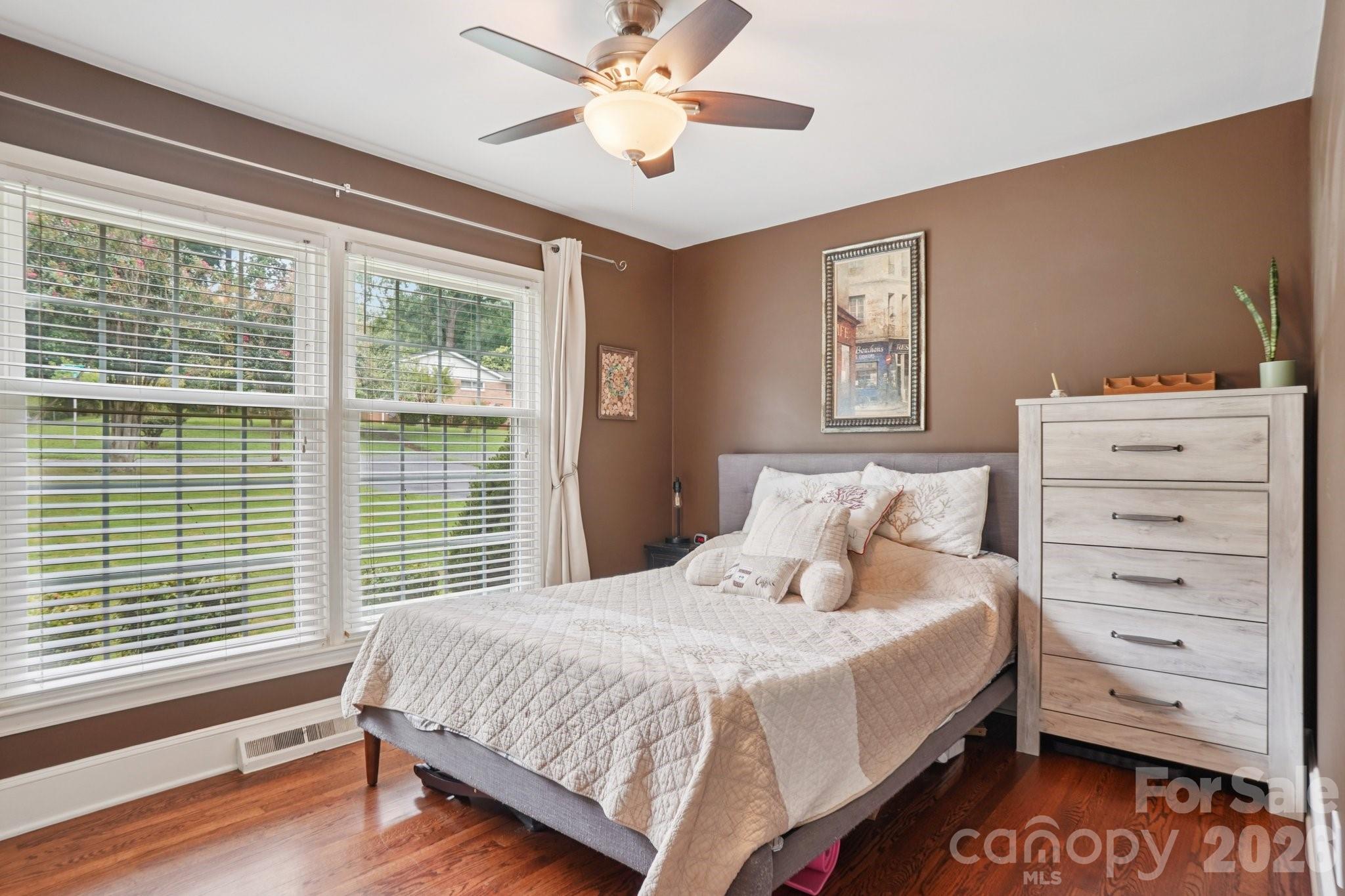 1527 Burnley Road, Charlotte, NC - photo 10 of 32