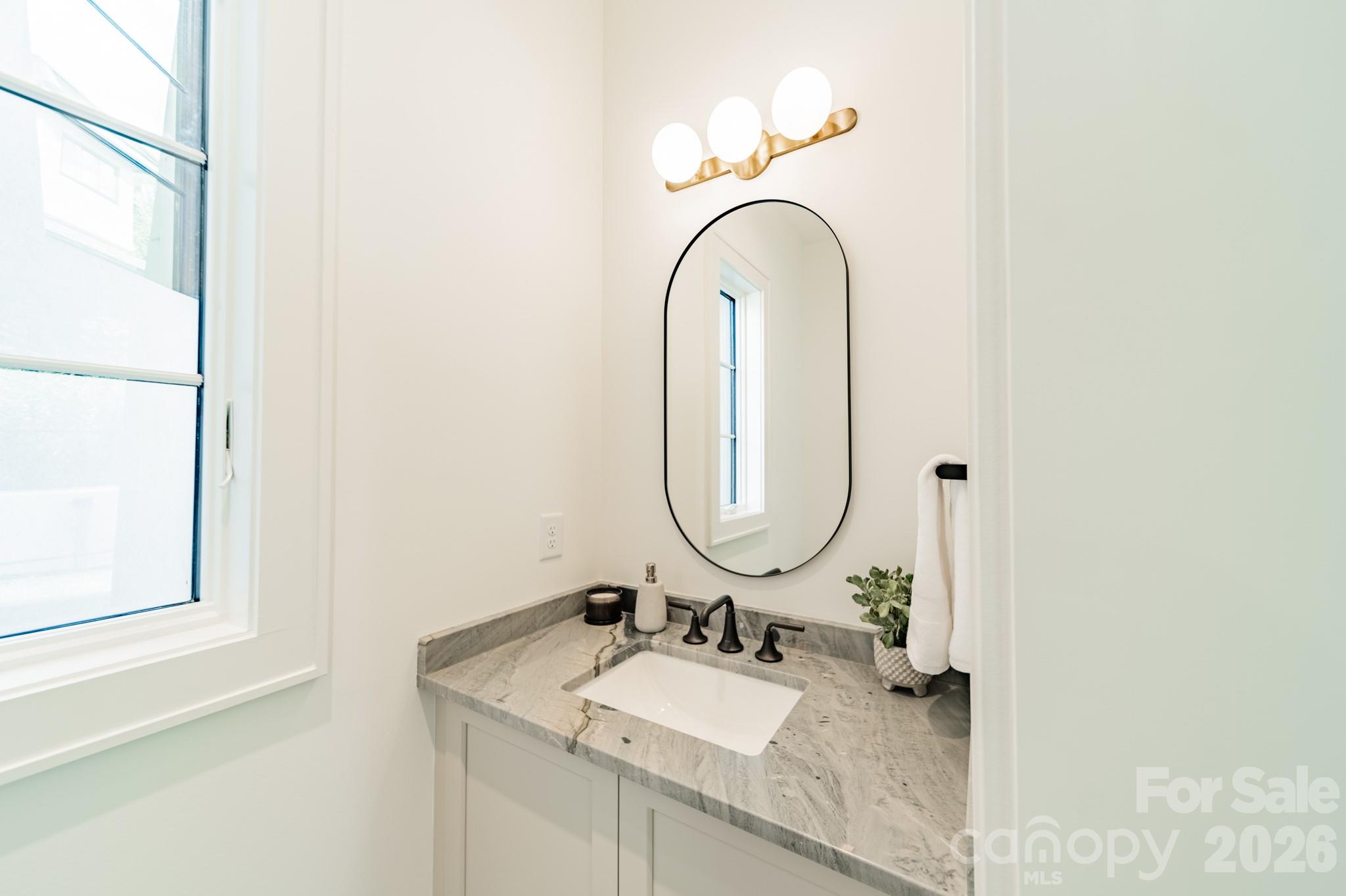 Photo 34 of 8022 Litaker Manor Court, Charlotte, NC