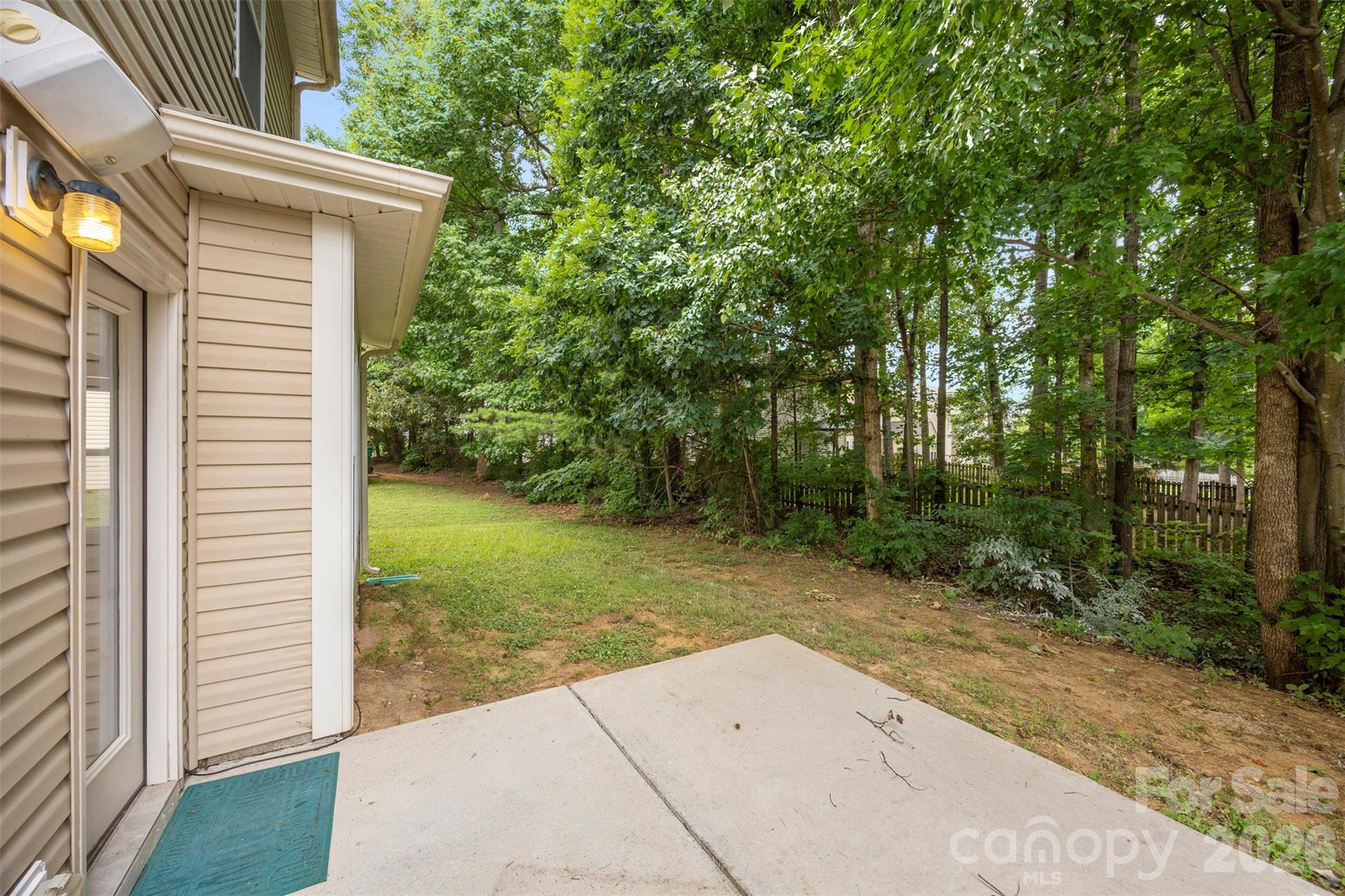 Home for sale at 1831 Yaupon Road, Charlotte, NC — photo 37 of 39