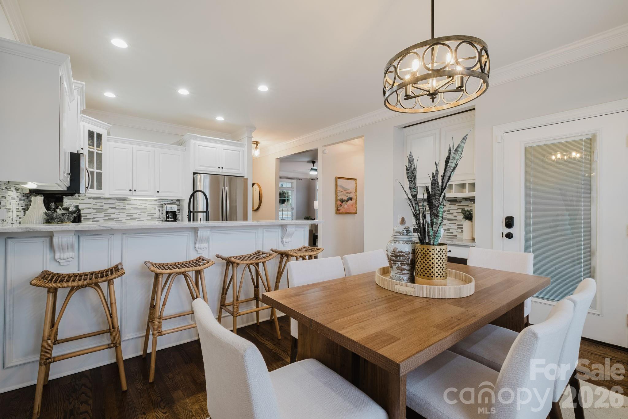2711 Clemson Avenue, Charlotte, NC - photo 12 of 43