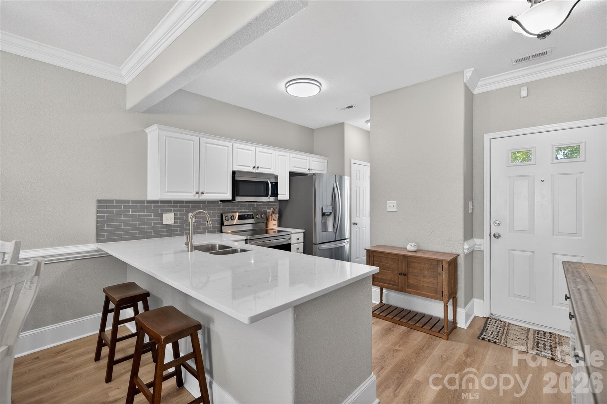 4071 Center Place Drive, Harrisburg, NC - photo 4 of 38