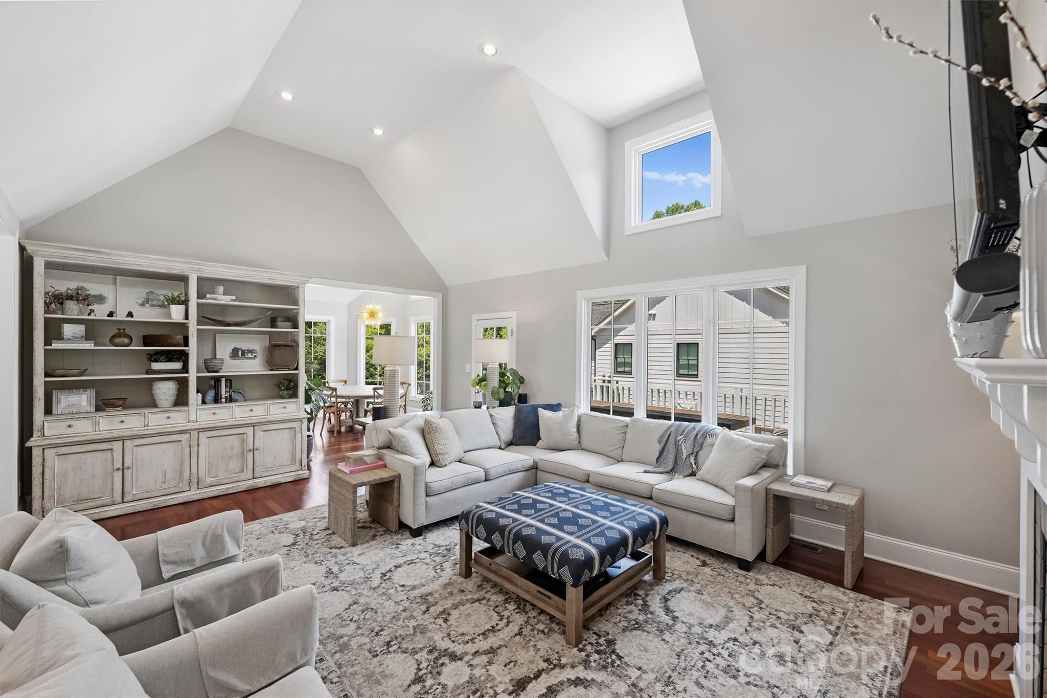 237 Hunter Lane, Charlotte, NC - photo 4 of 49