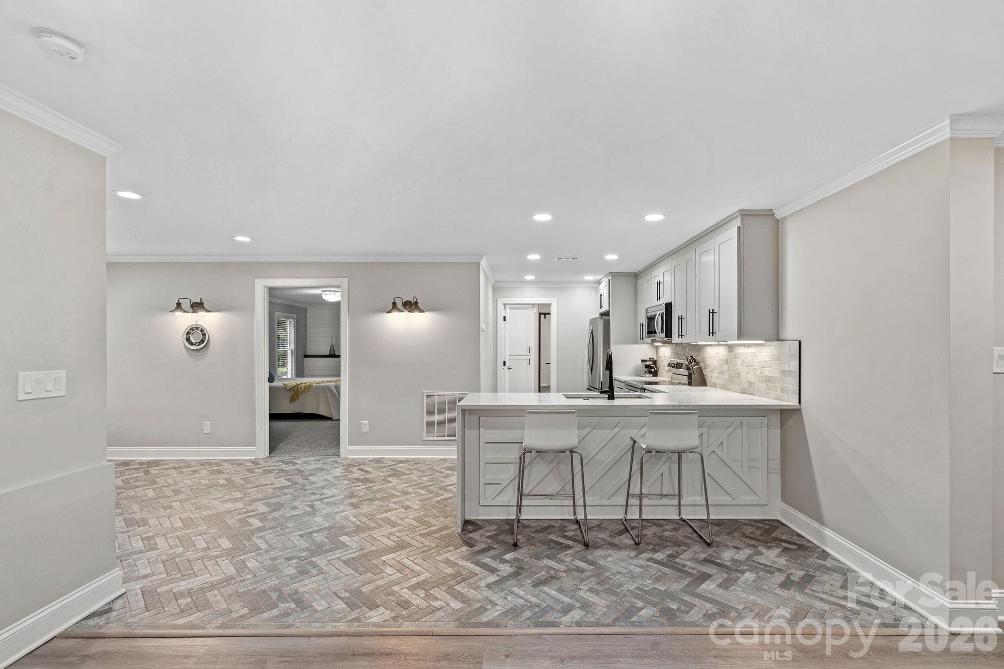 Photo 28 of 5634 Camelot Drive, Charlotte, NC