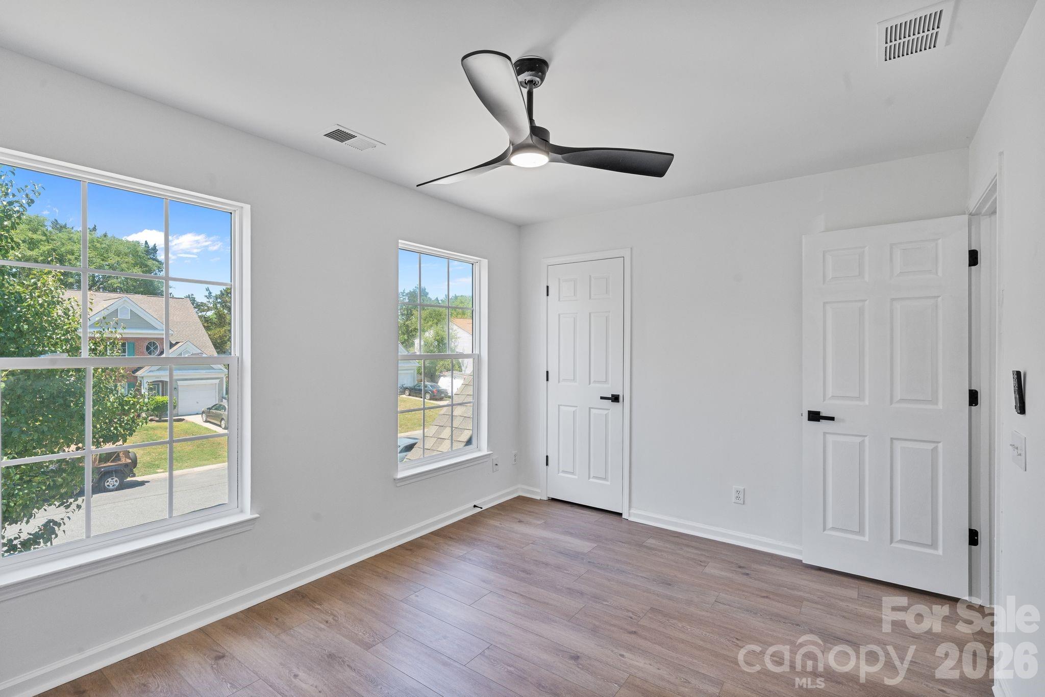 Photo 40 of 10410 Roundleaf Drive, Charlotte, NC