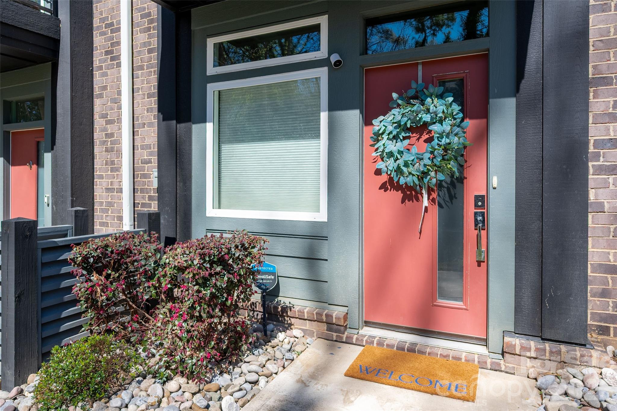 Home for sale at 566 West End Drive, Charlotte, NC — photo 1 of 25