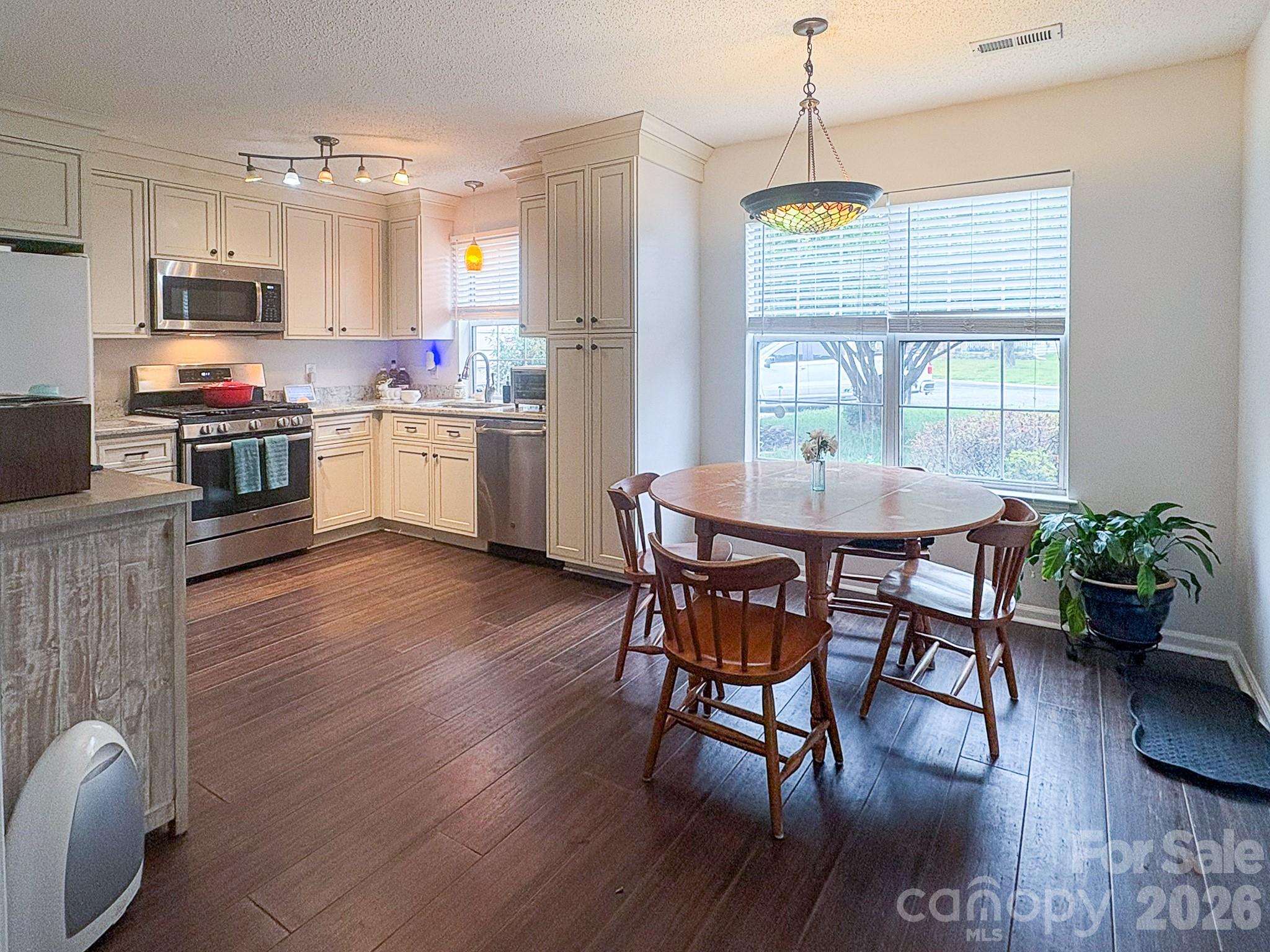 5702 Vine Court21, Indian Trail, NC - photo 6 of 16