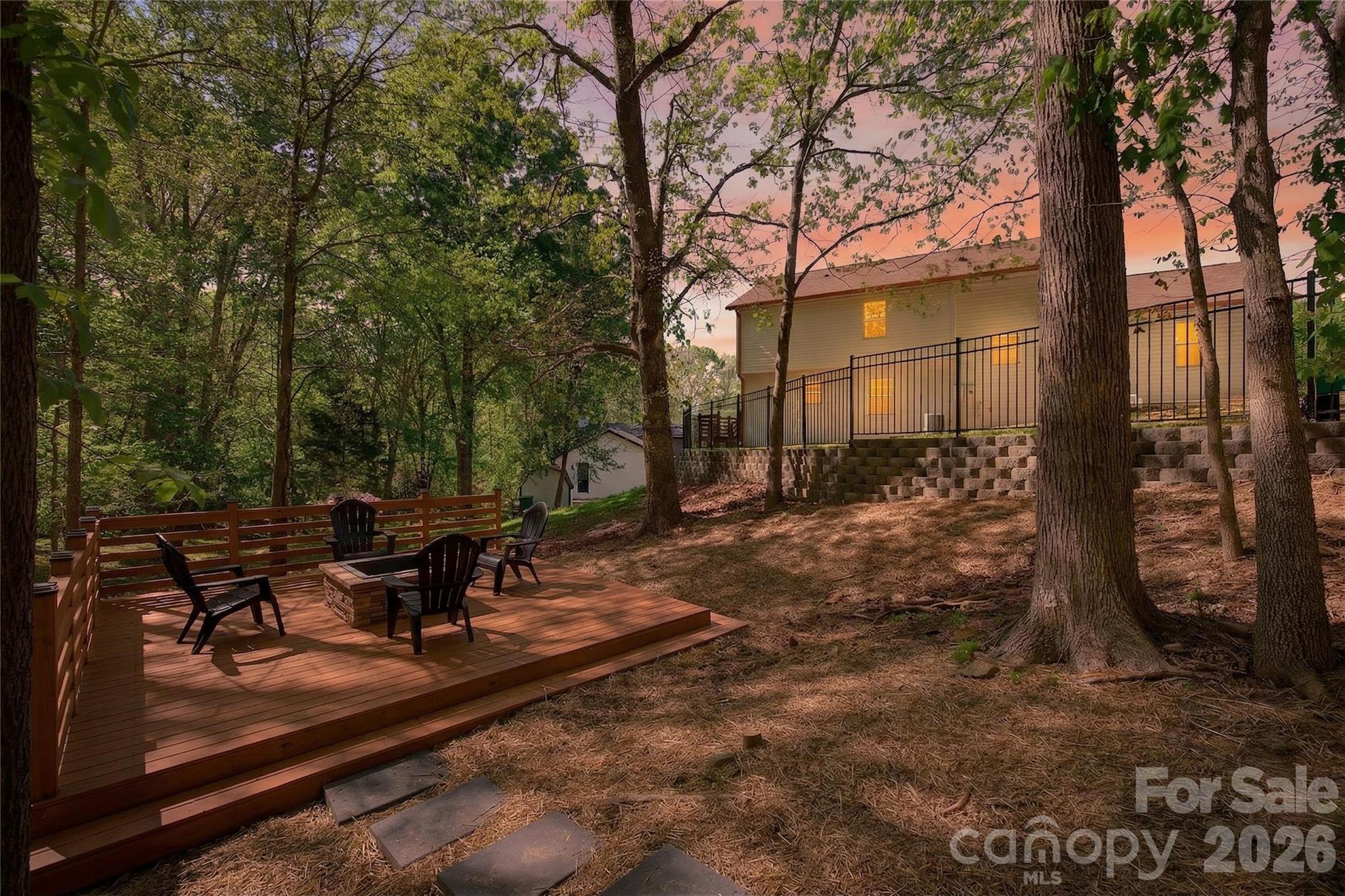 300 Dollar Circle, Charlotte, NC - photo 39 of 40