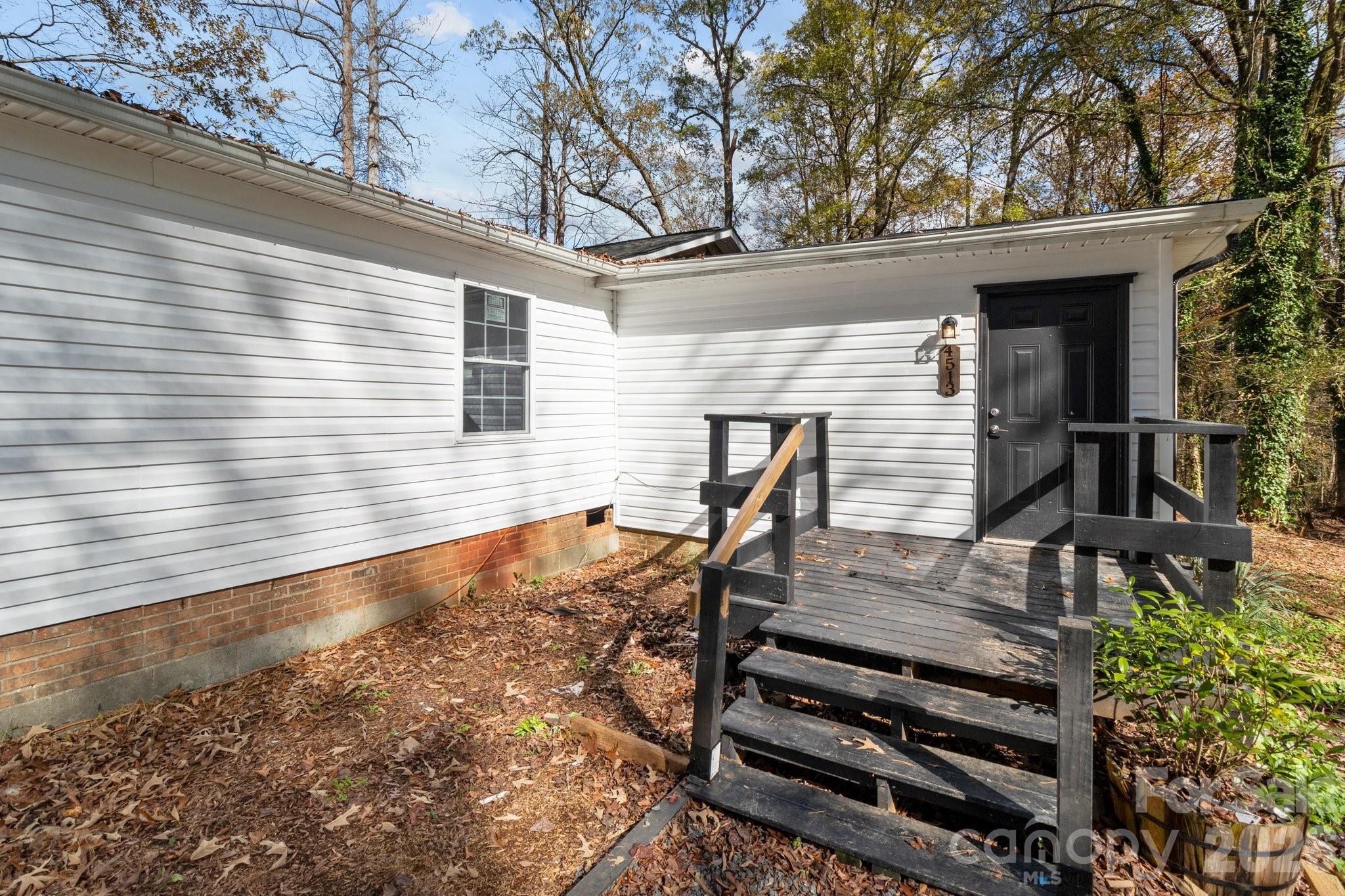 Photo 18 of 4642 Mcclure Road, Charlotte, NC