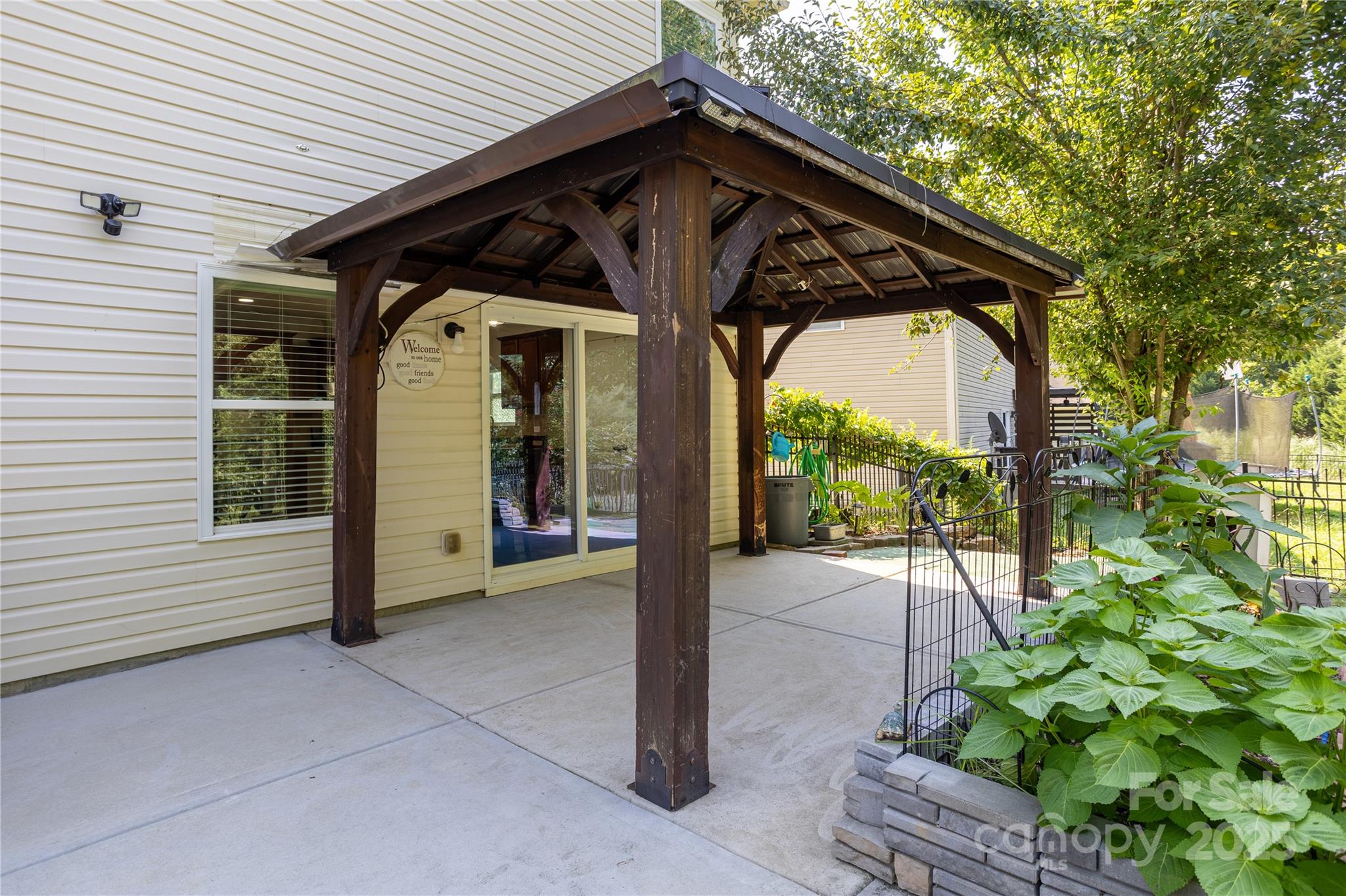 Photo 11 of 13516 Mallard Lake Road, Charlotte, NC