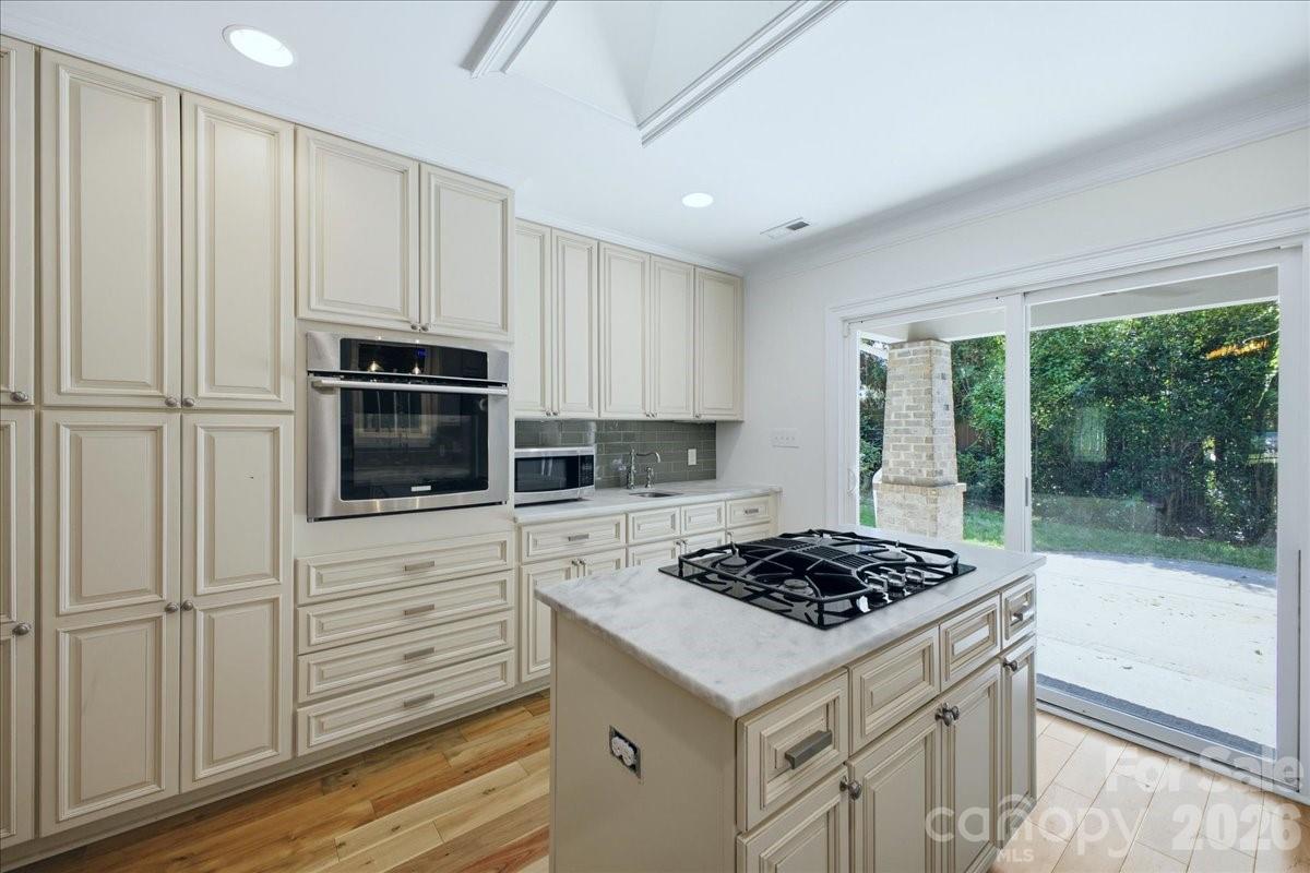 813 Walnut Avenue, Charlotte, NC - photo 14 of 44