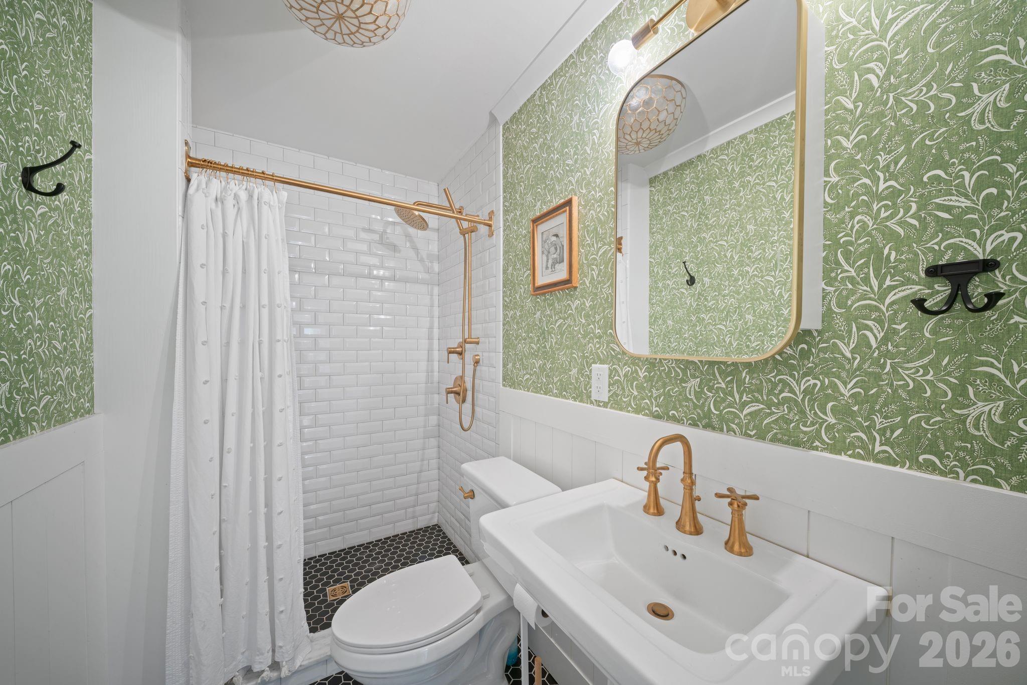 24 Dellwood Street, Asheville, NC - photo 23 of 47