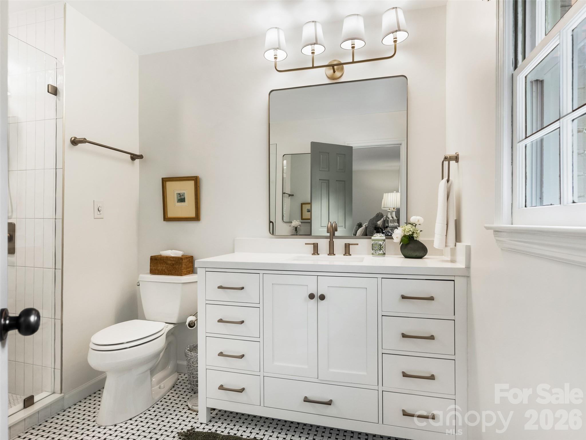 Photo 19 of 1301 E Barden Road, Charlotte, NC