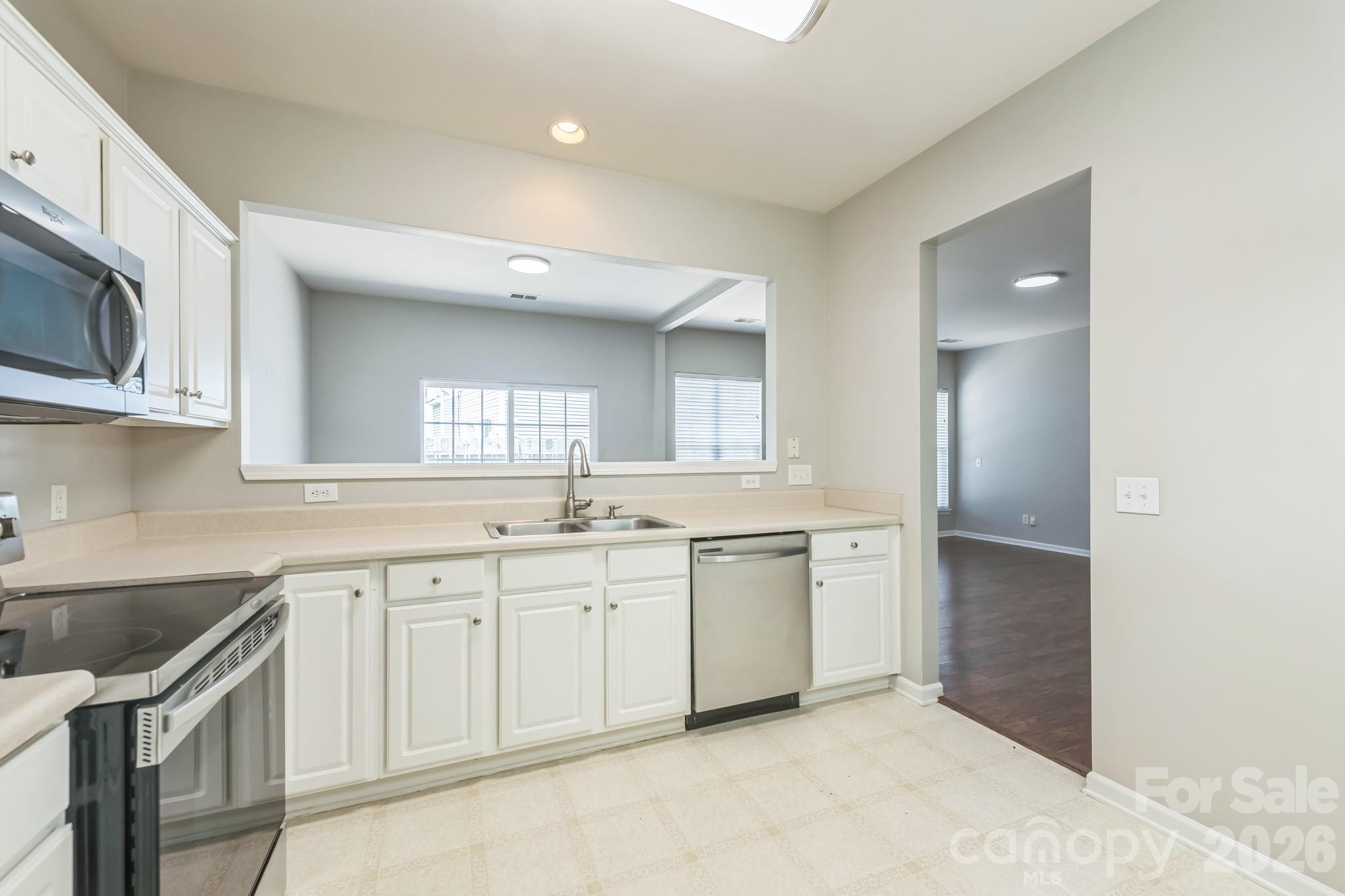 Photo 5 of 10235 Kendra Court, Charlotte, NC