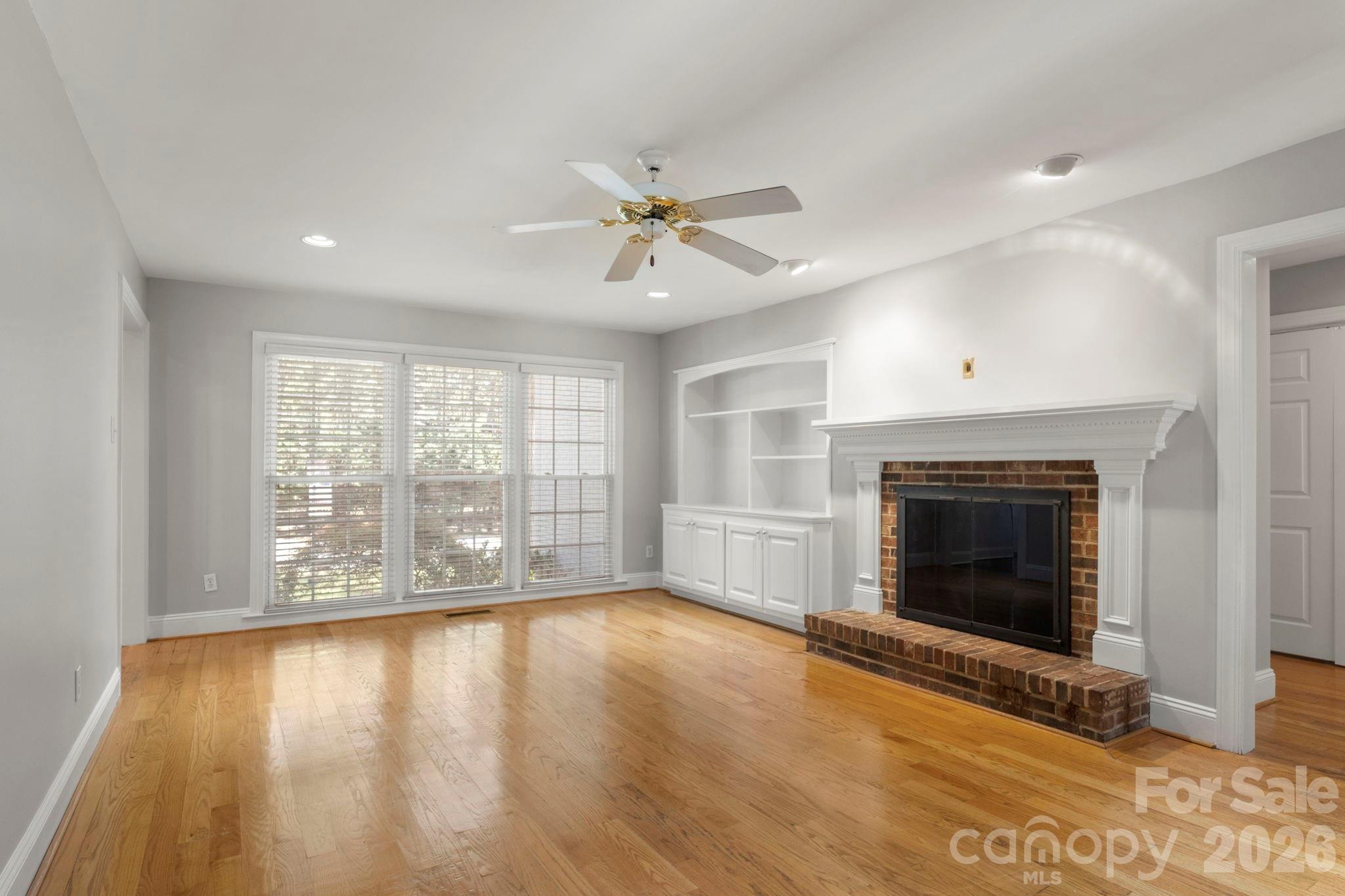 Photo 6 of 6116 Old Providence Road, Charlotte, NC