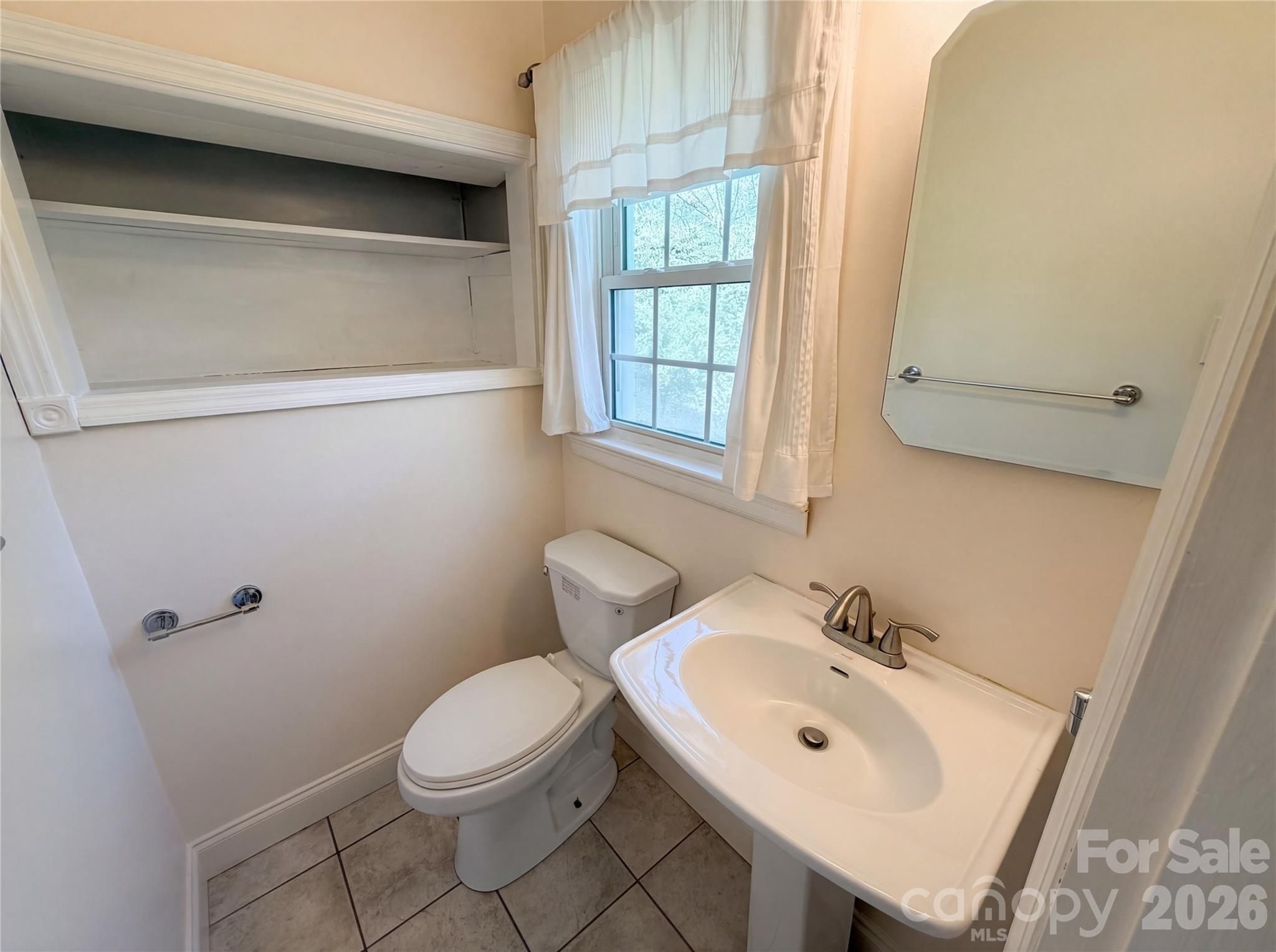 6621 Starcrest Drive, Charlotte, NC - photo 14 of 24