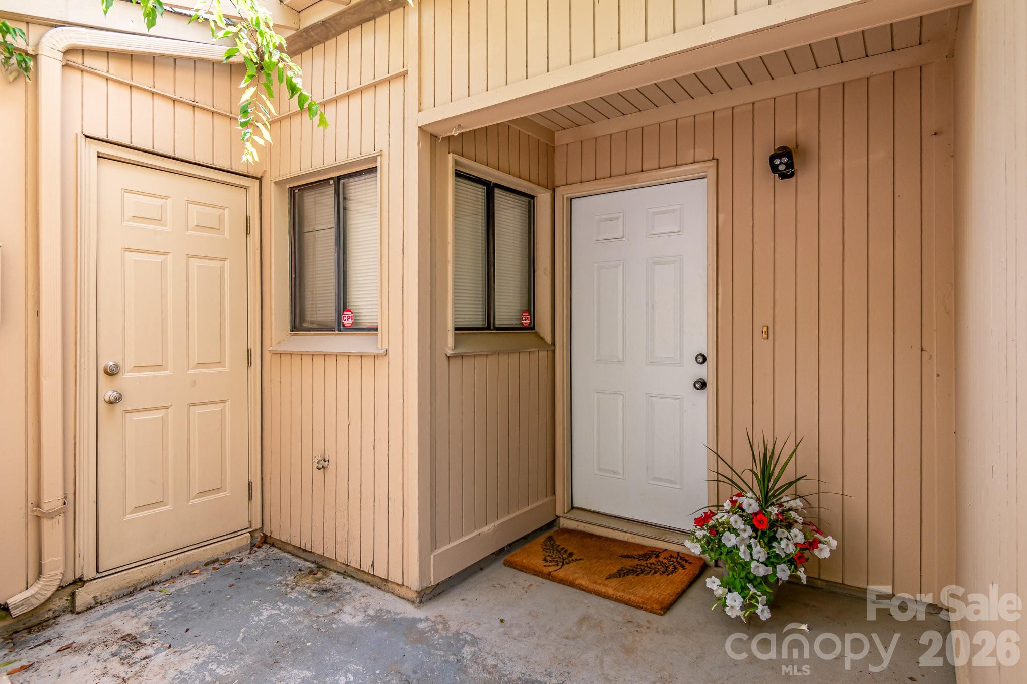 Photo 4 of 8005 Horse Chestnut Lane, Charlotte, NC