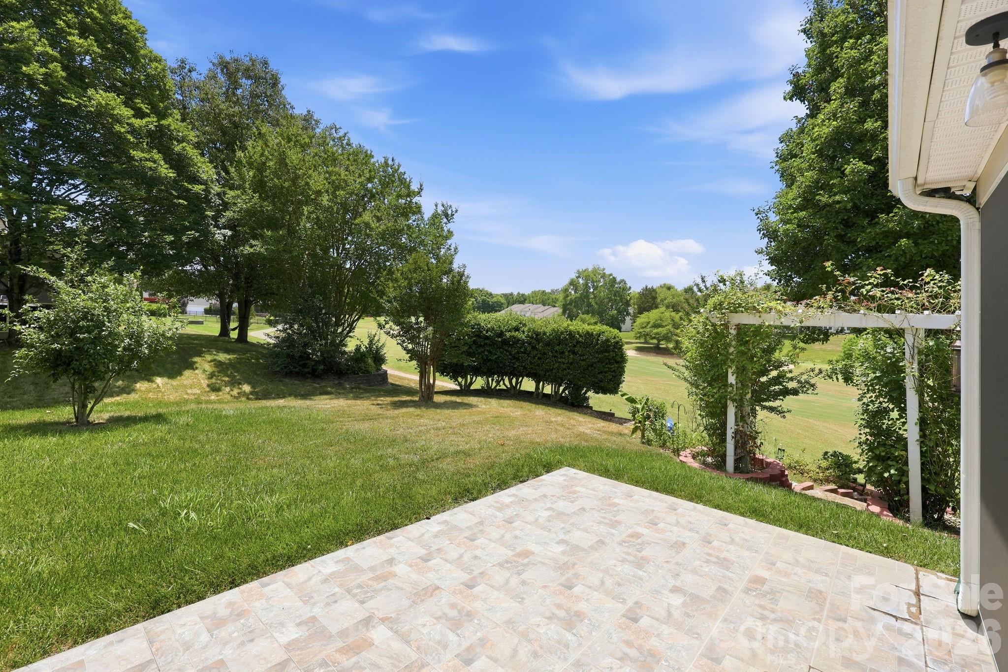 Photo 39 of 1854 Briarcrest Drive NW, Charlotte, NC